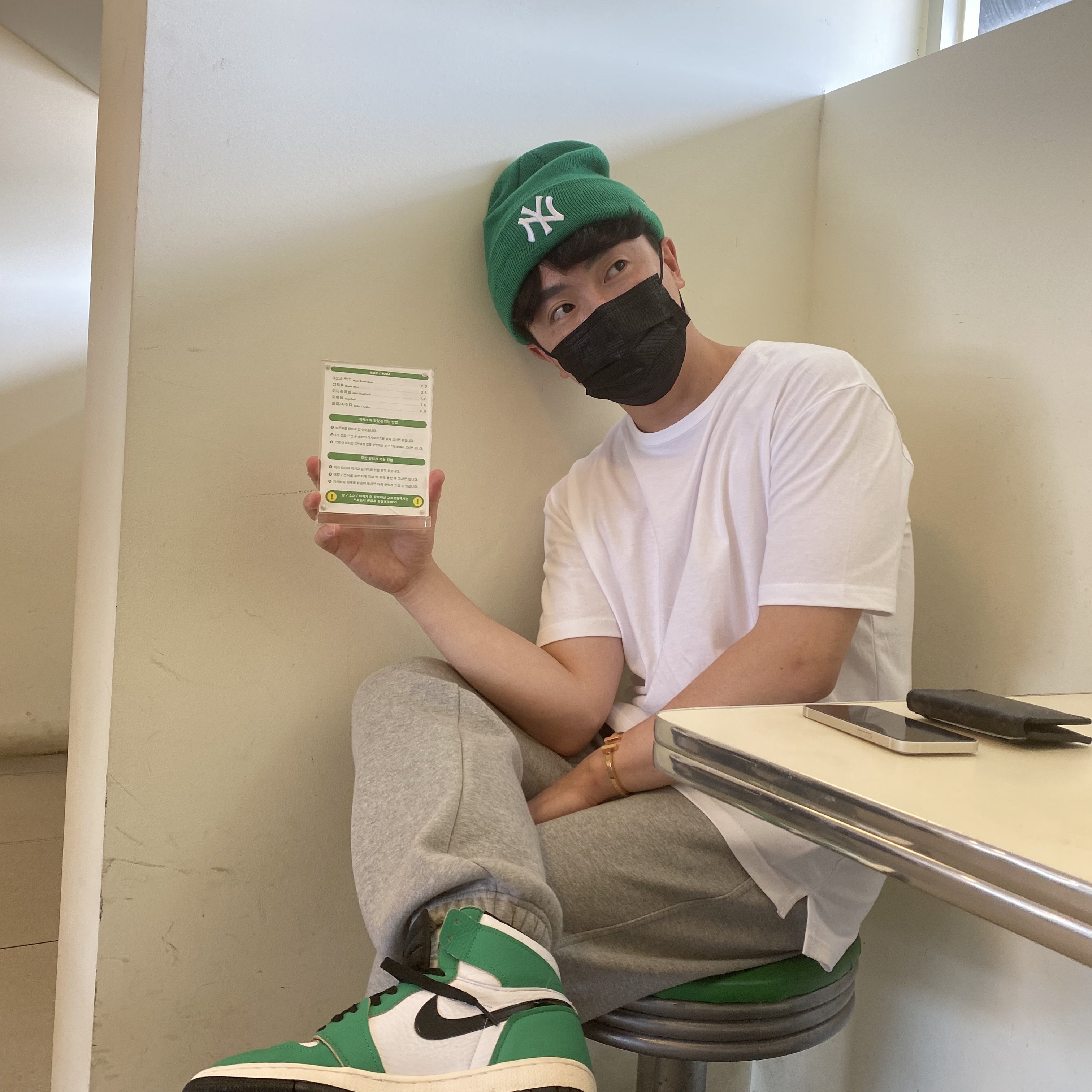 범 jun (@j.blue) 님의 게시물 | KREAM