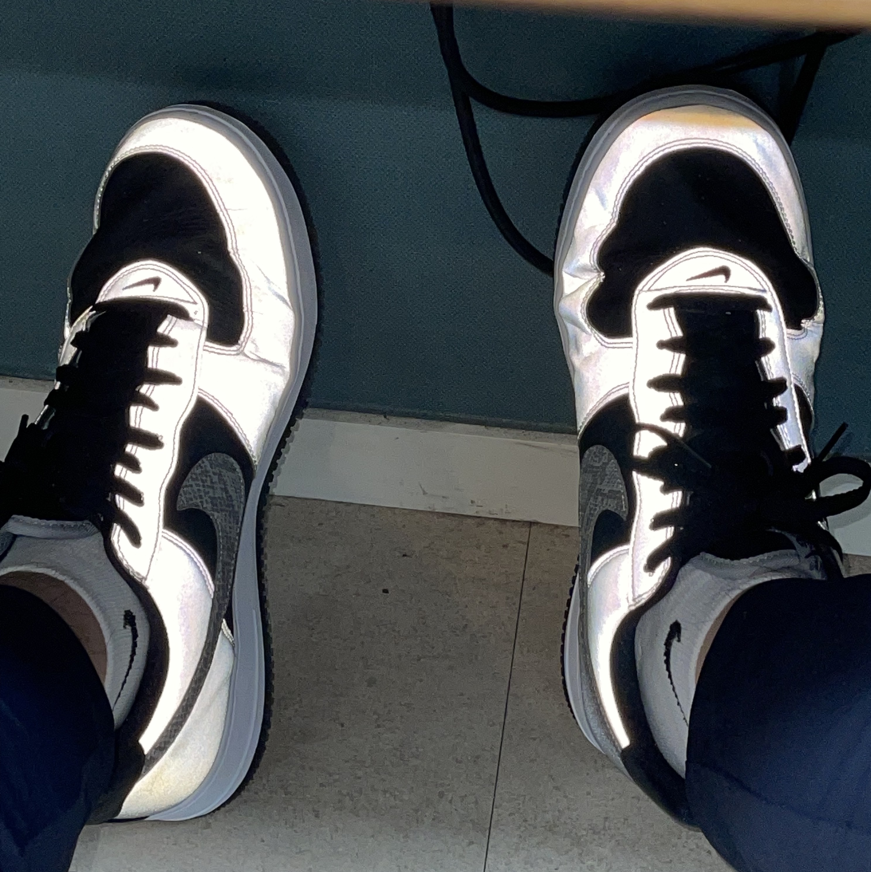 민민 (@min_320mm) 님의 게시물 | KREAM