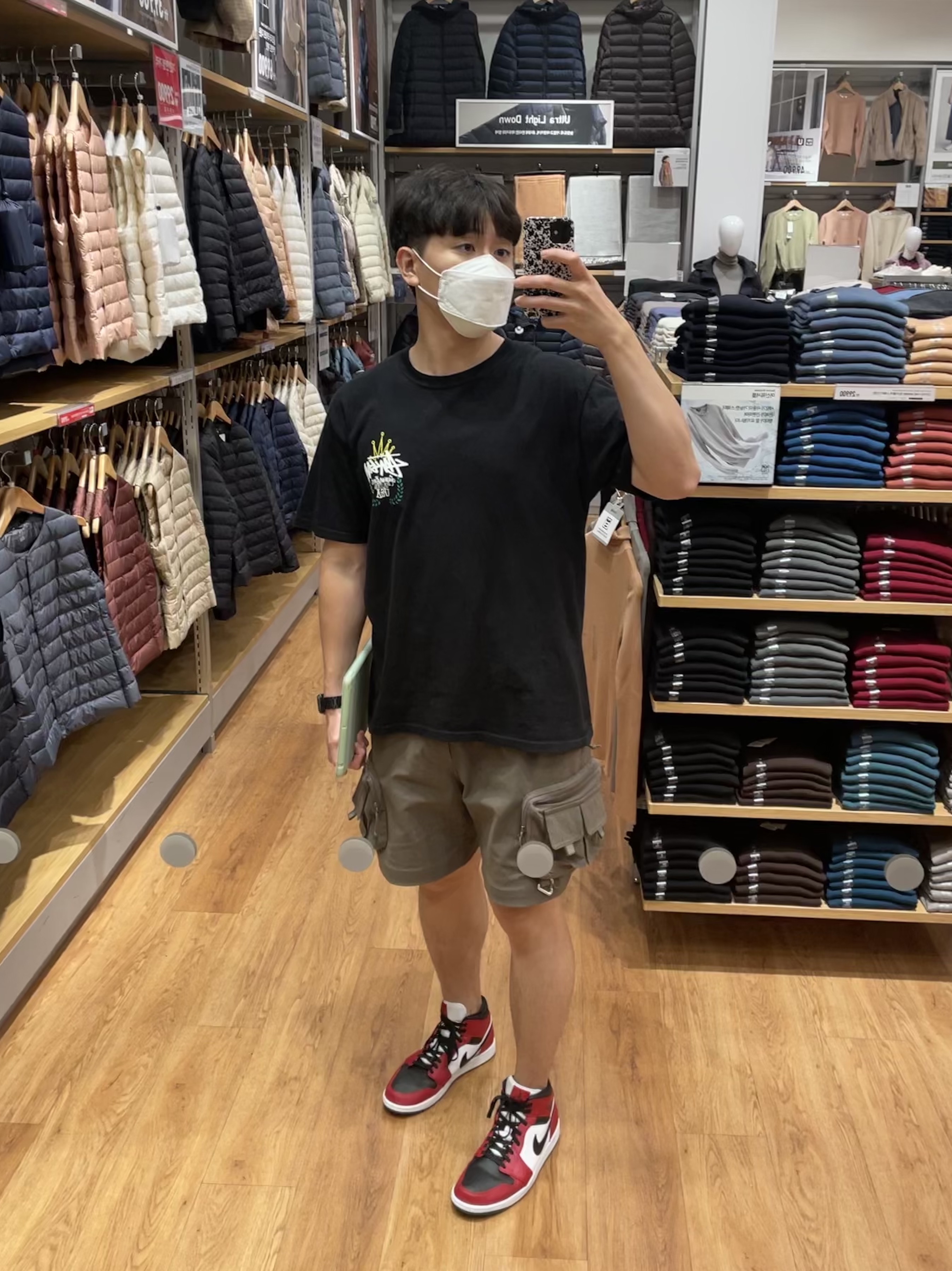 (@abcdefghijk...) 님의 게시물 | KREAM