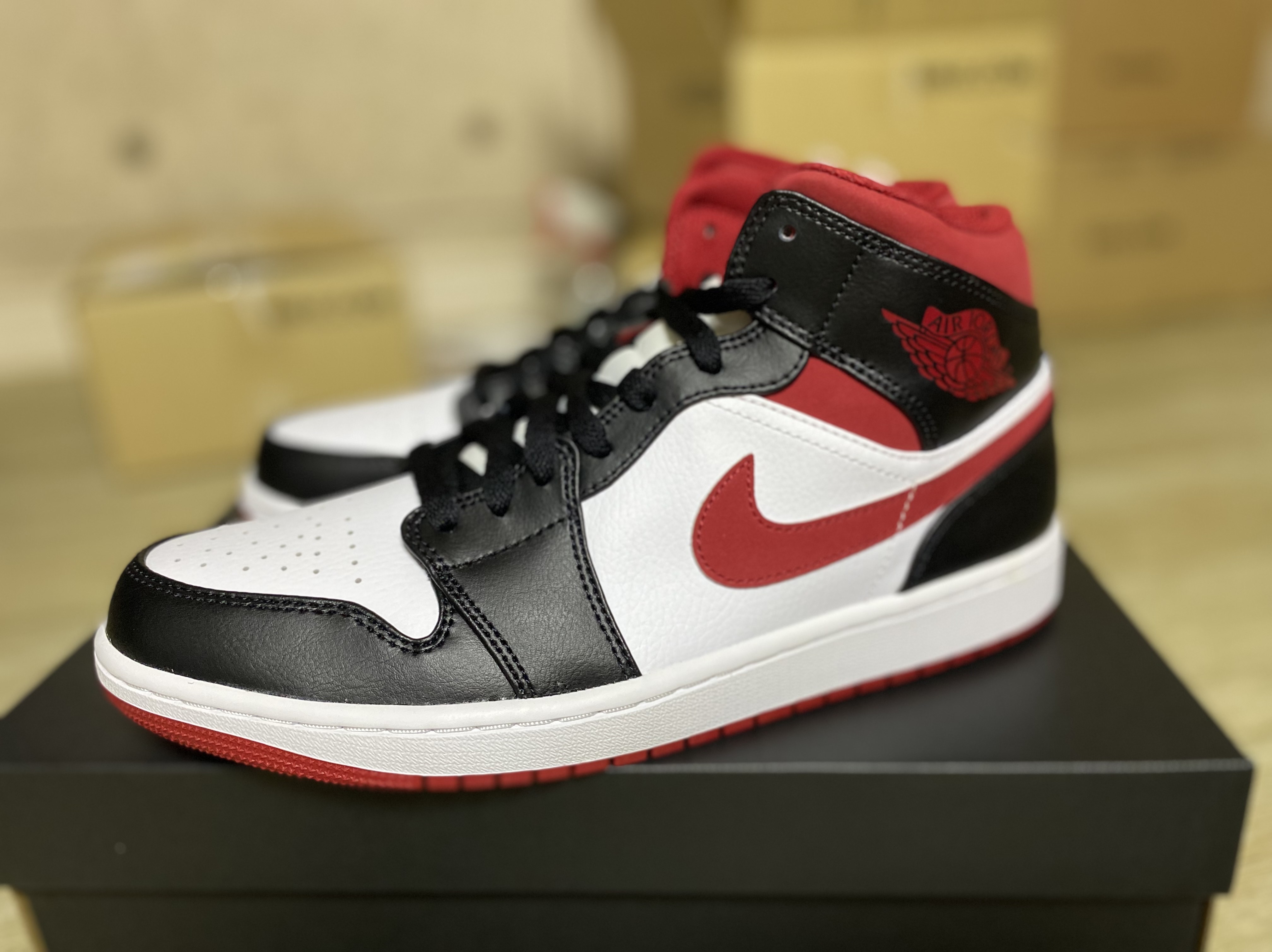 유설 (@godspeed) 님의 게시물 | KREAM