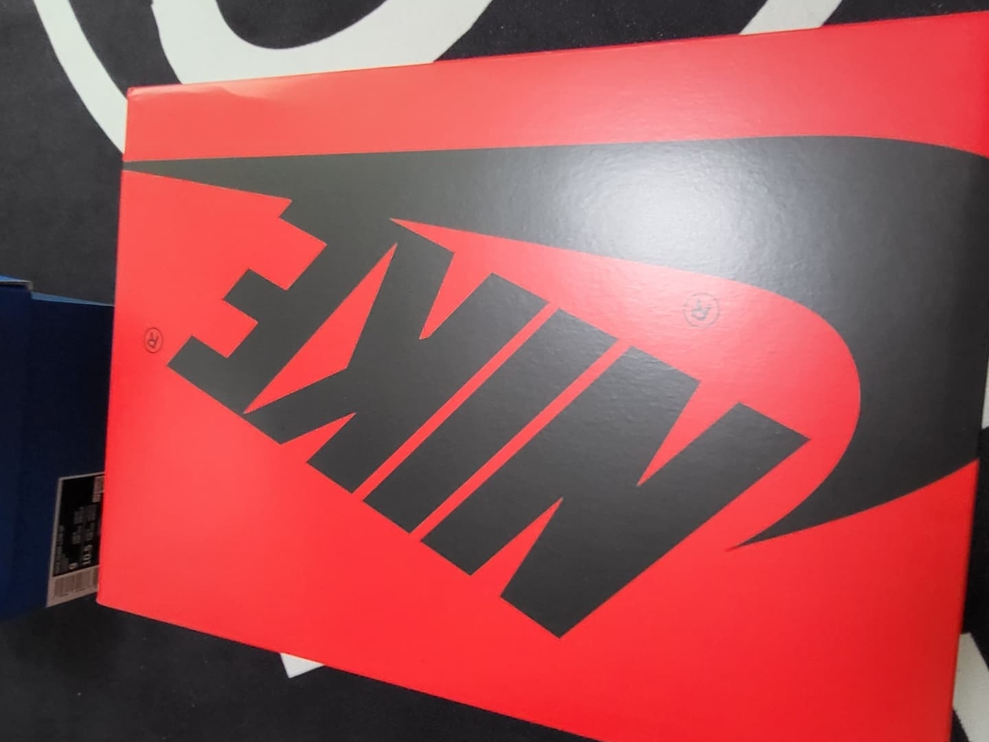 TRACO (@traco) 님의 게시물 | KREAM