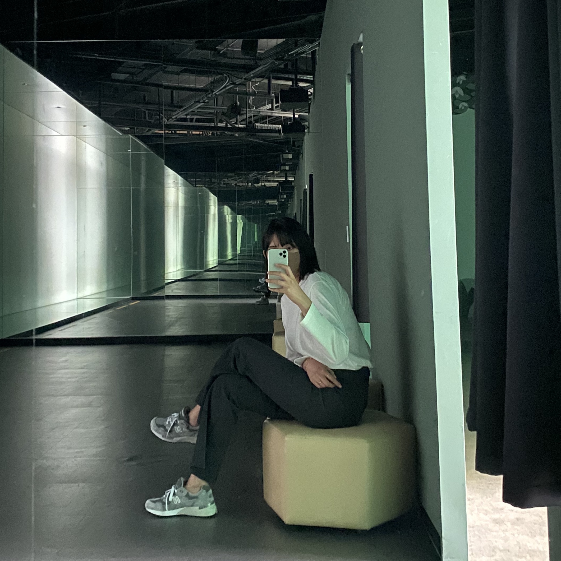 리 (@ri_joa) 님의 게시물 | KREAM