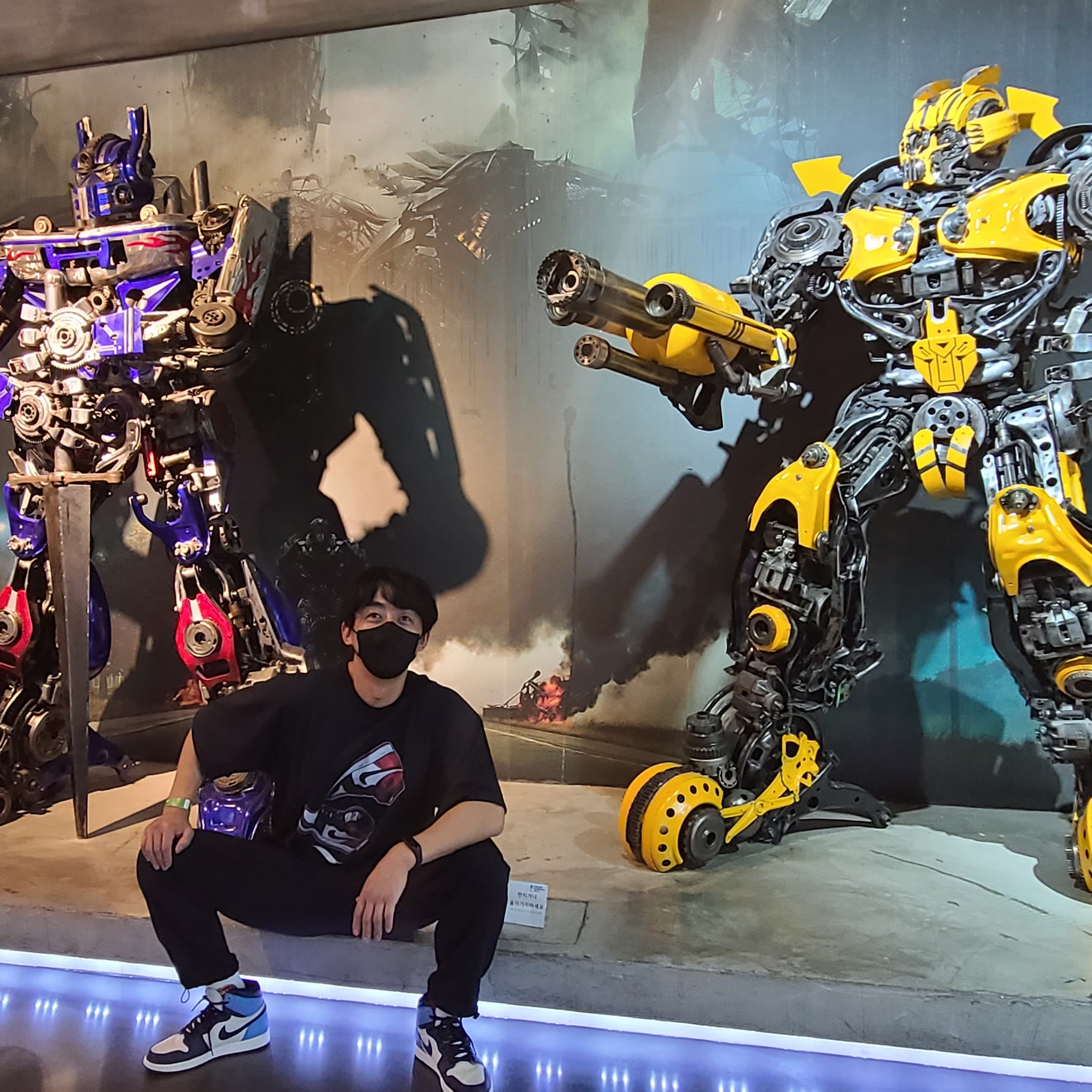 김현준 (@act.hj) 님의 게시물 | KREAM