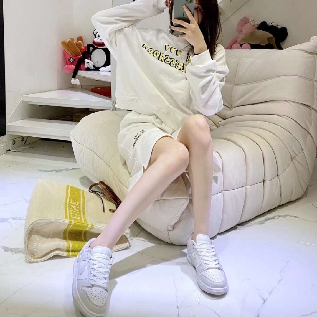 서빈 (@isgstudio) 님의 게시물 | KREAM