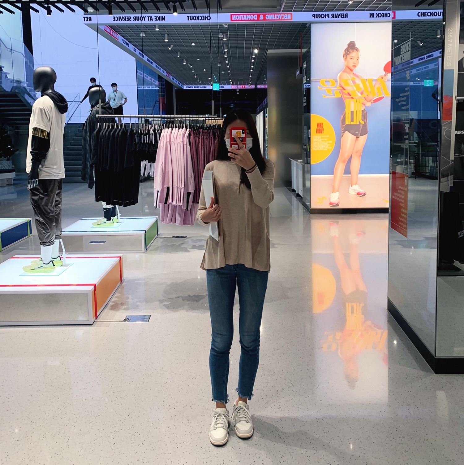 (@jus2it) 님의 게시물 | KREAM