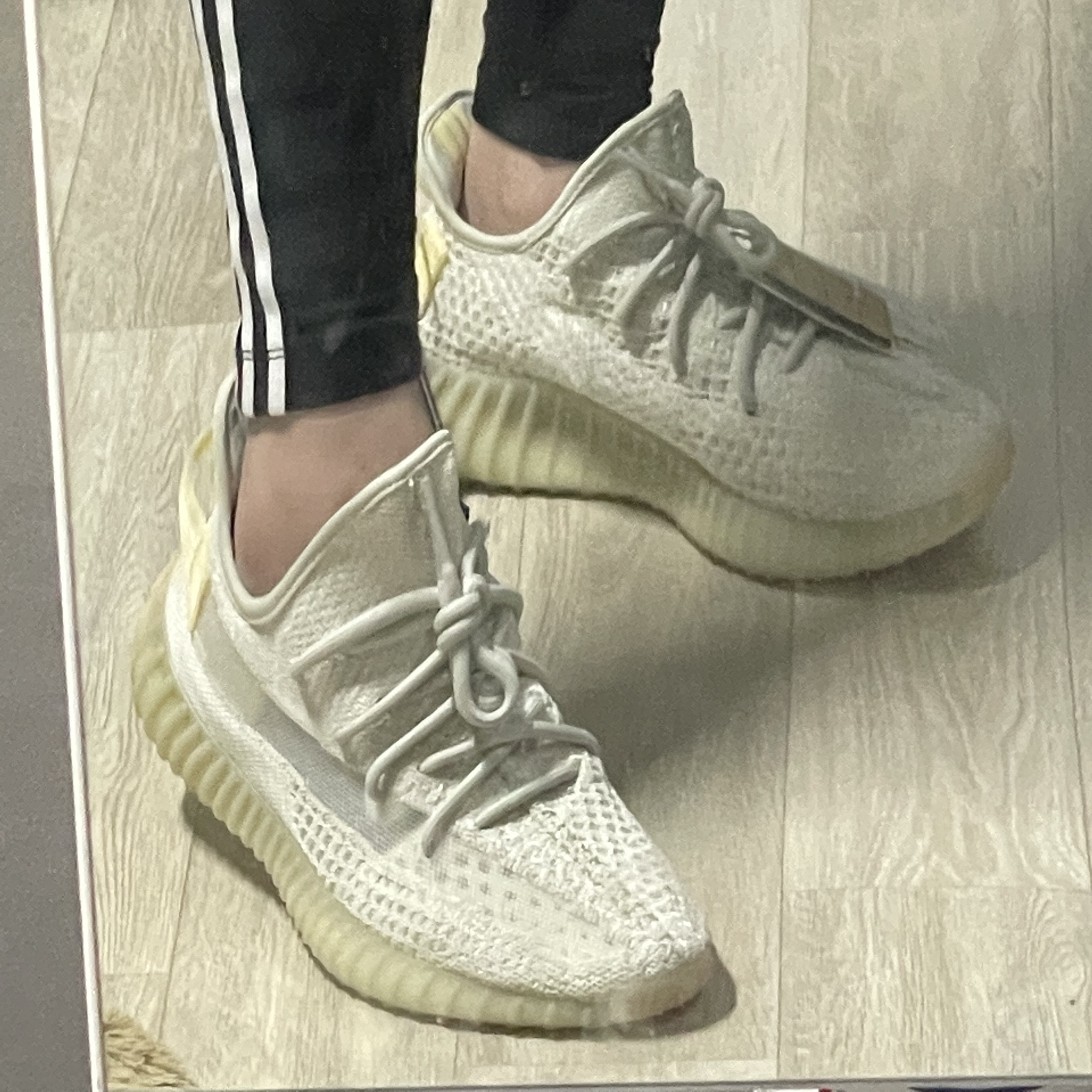 mmm__h_ (@mmm__h_) 님의 게시물 | KREAM