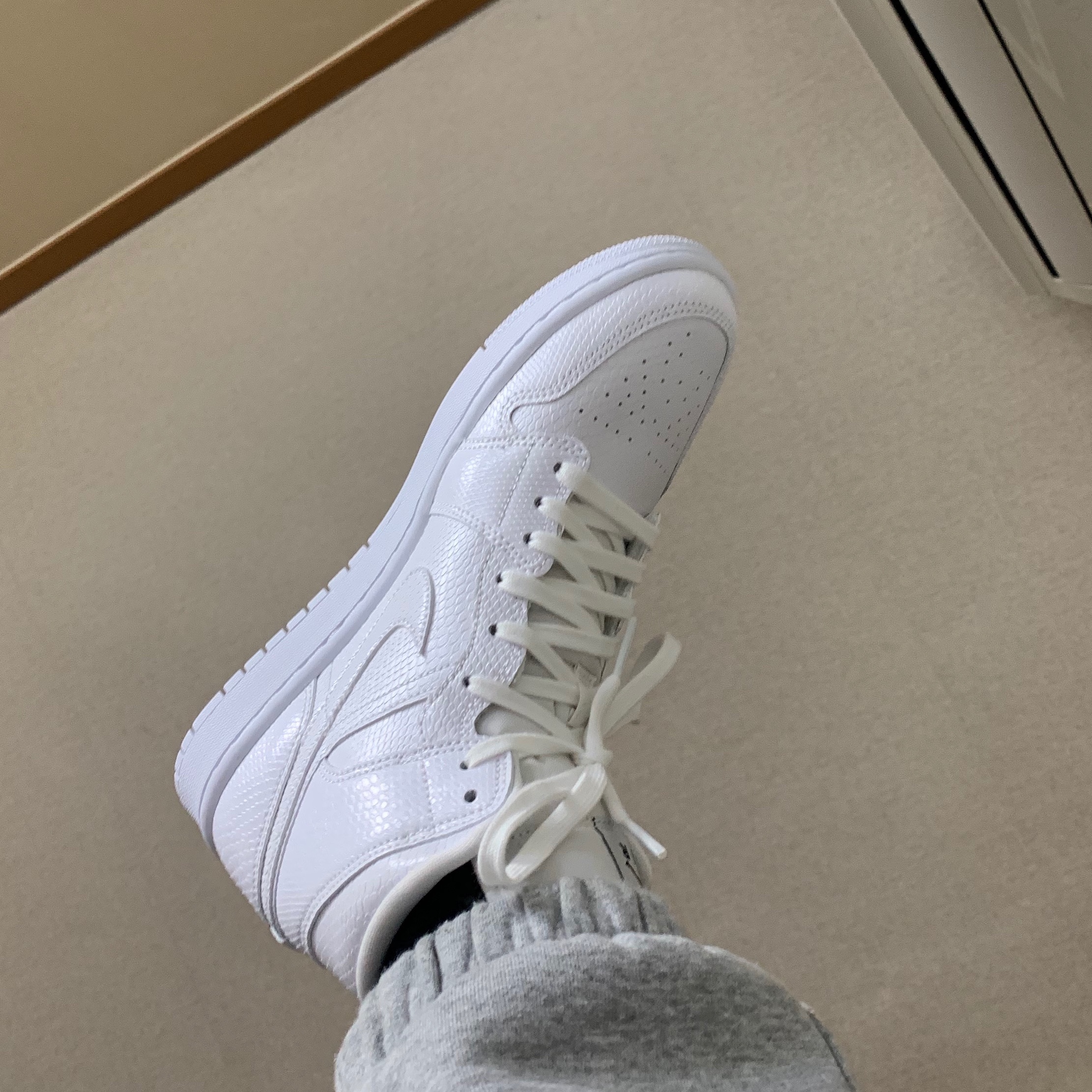 킬러홍 (@killer_hong) 님의 게시물 | KREAM