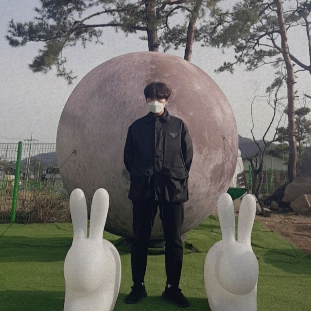 (@jin.lex) 님의 게시물 | KREAM