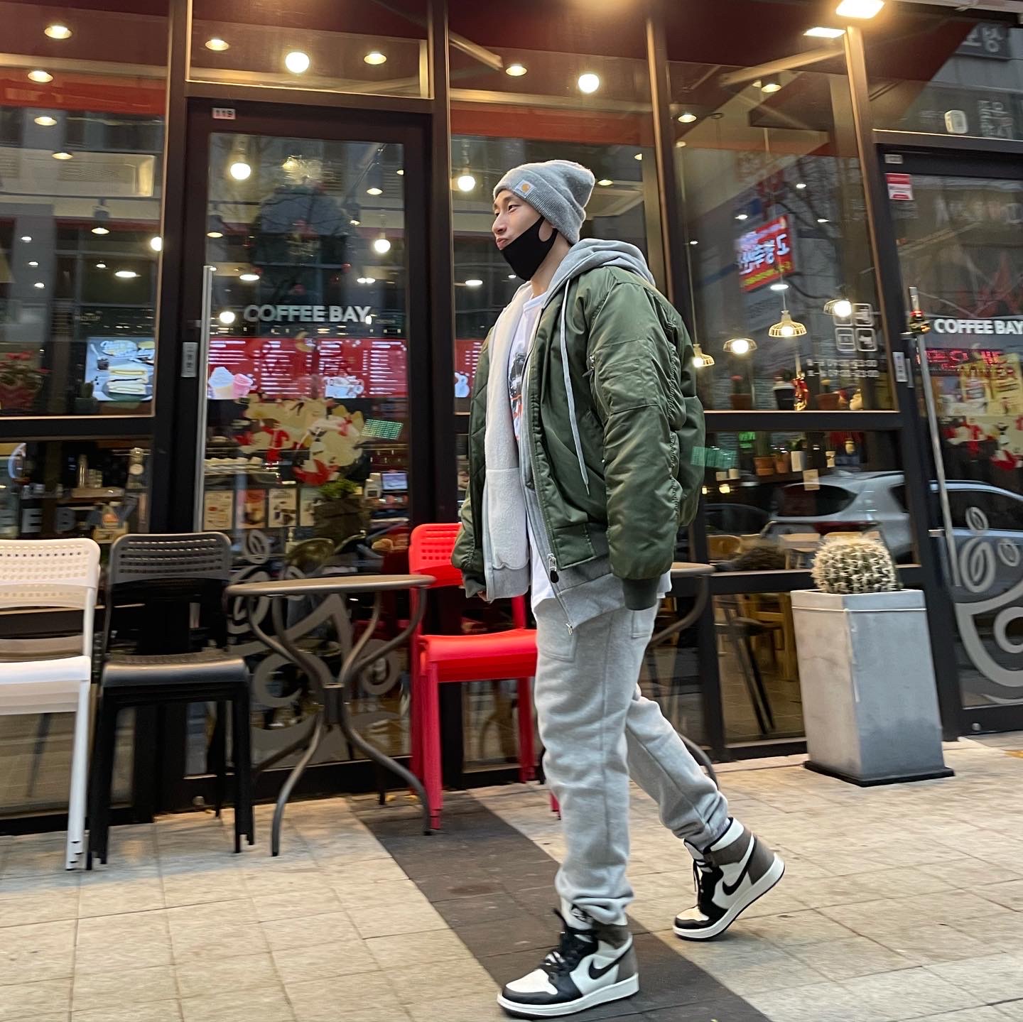 창현우 (@2face) 님의 게시물 | KREAM