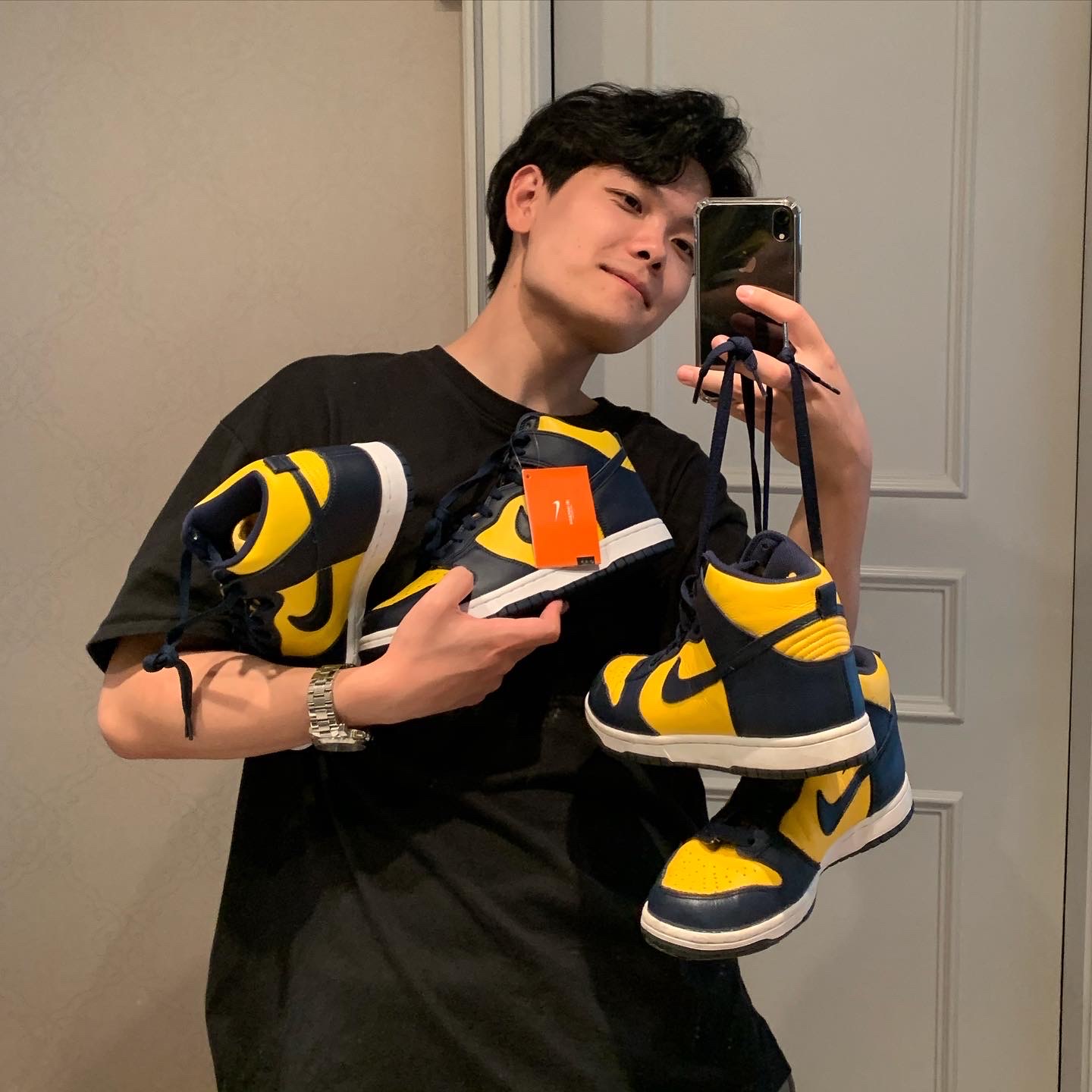 (@wxxs_j) 님의 게시물 | KREAM