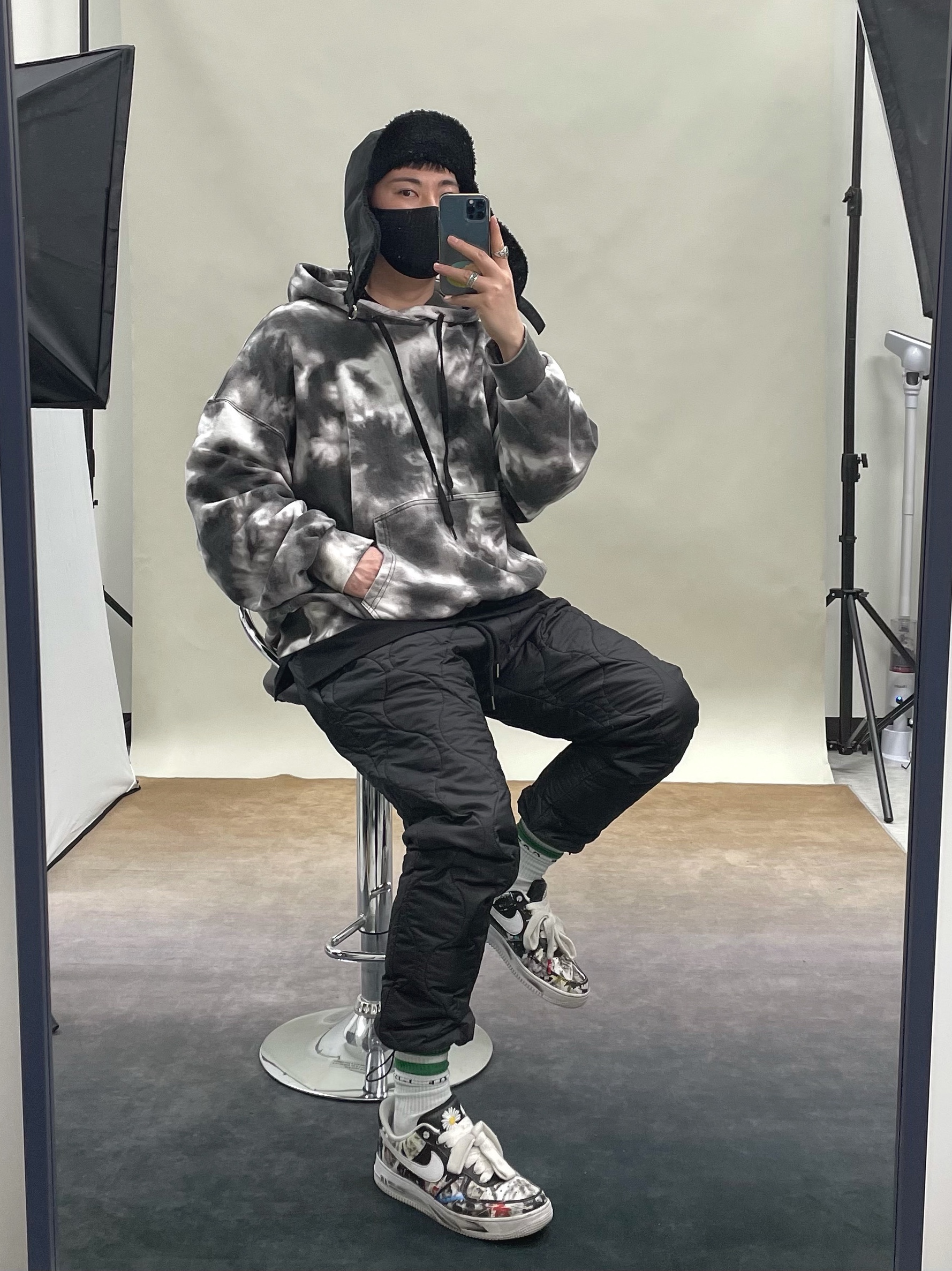 Y.M.Y (@y_moon_y) 님의 게시물 | KREAM