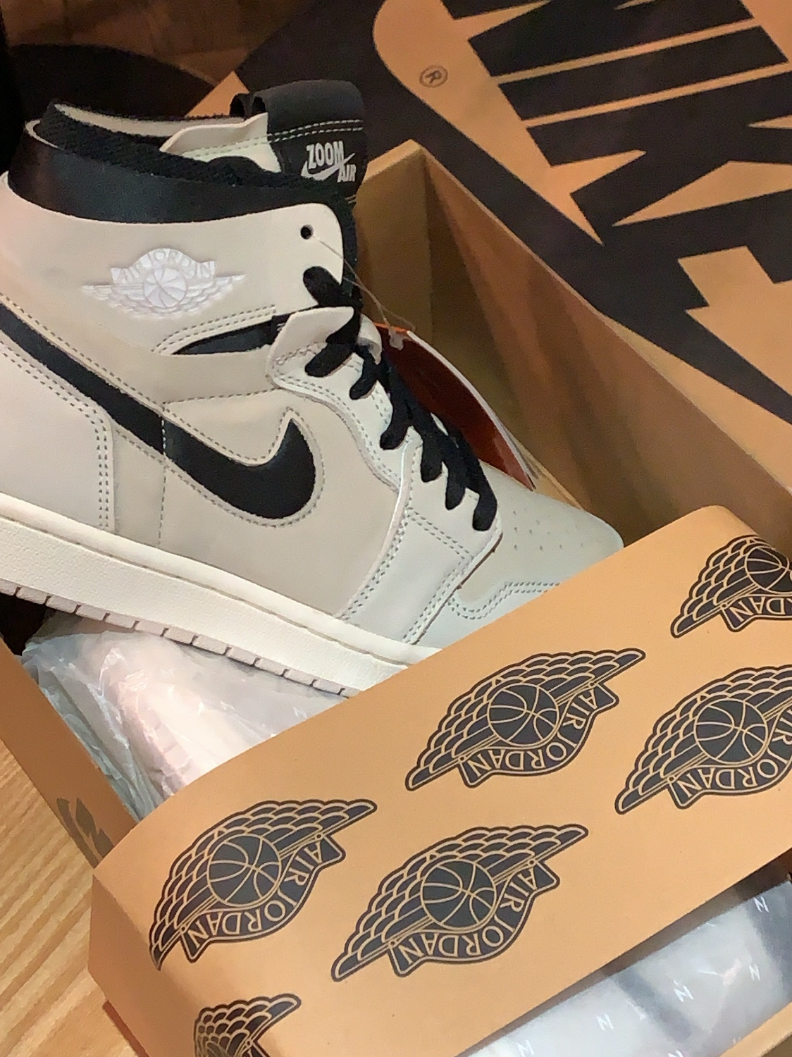 🐰 (@j.hyyyy) 님의 게시물 | KREAM