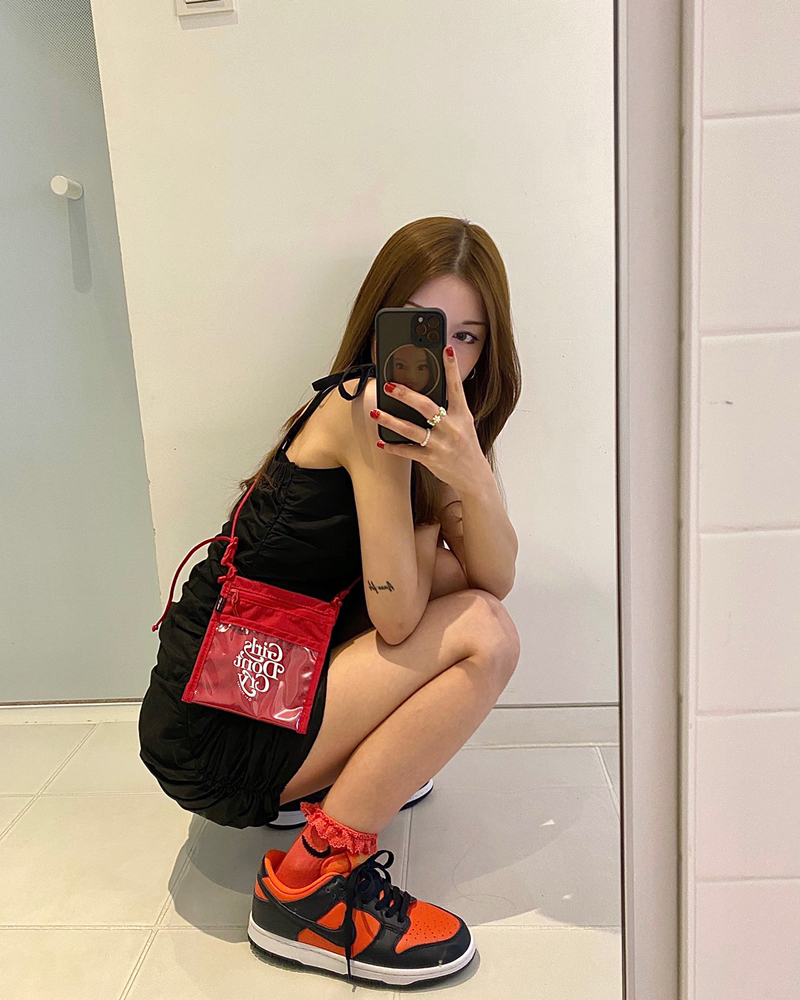 (@http.shorry...) 님의 게시물 | KREAM