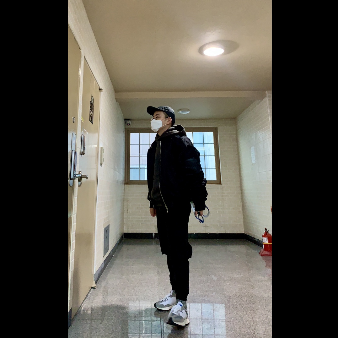 (@greatoms) 님의 게시물 | KREAM