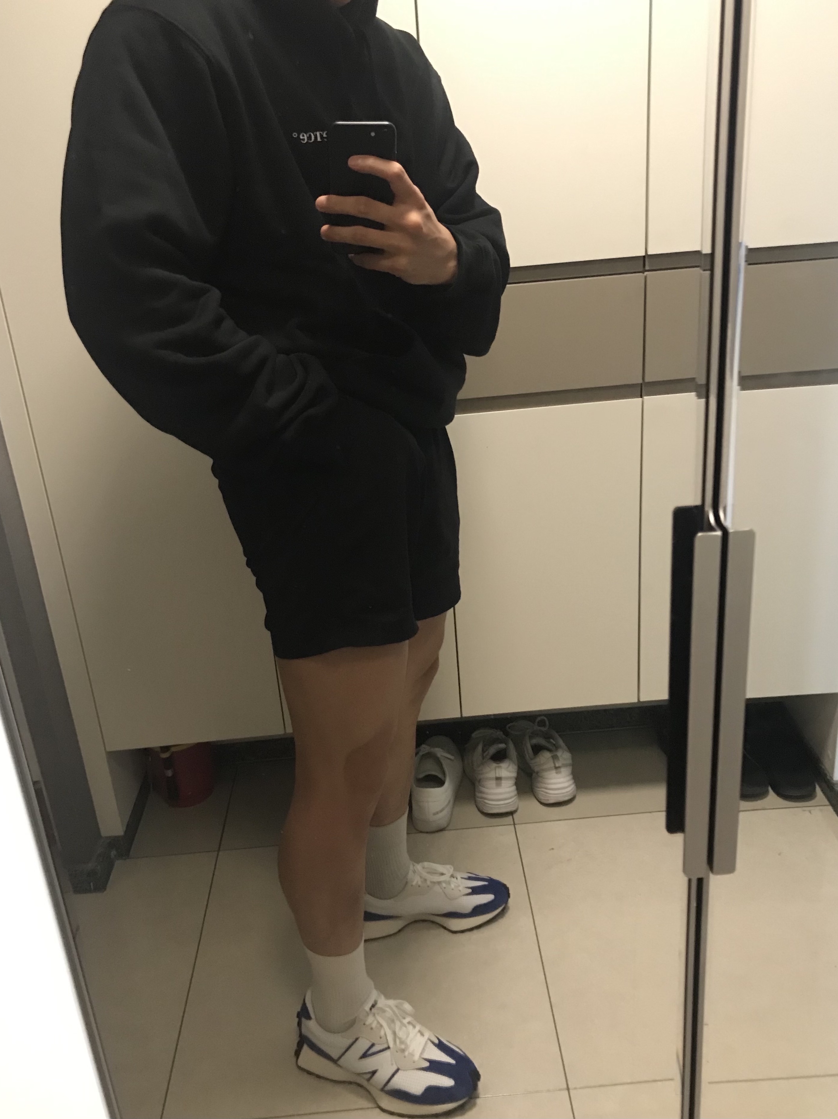 s_yoon08 (@s_yoon08) 님의 게시물 | KREAM