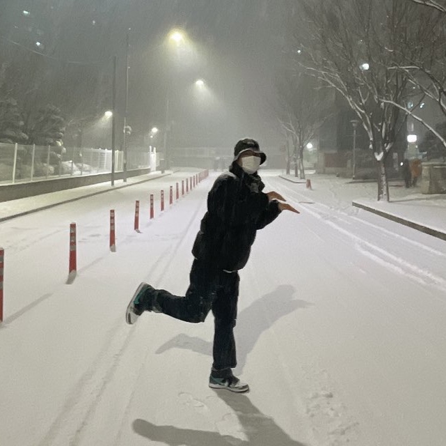 윤또이 (@ohhhhhh) 님의 게시물 | KREAM