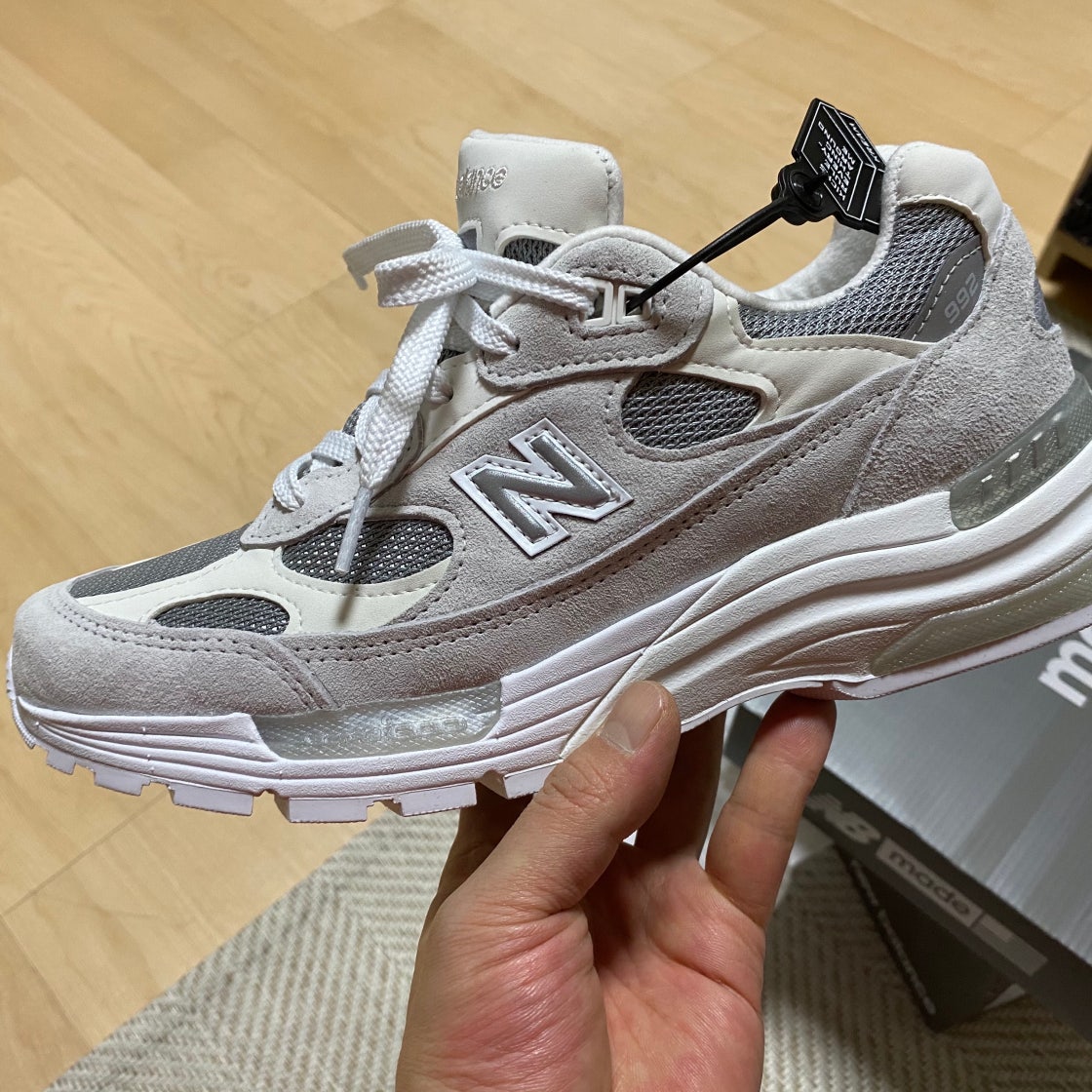 JJang_Gu (@moment) 님의 게시물 | KREAM