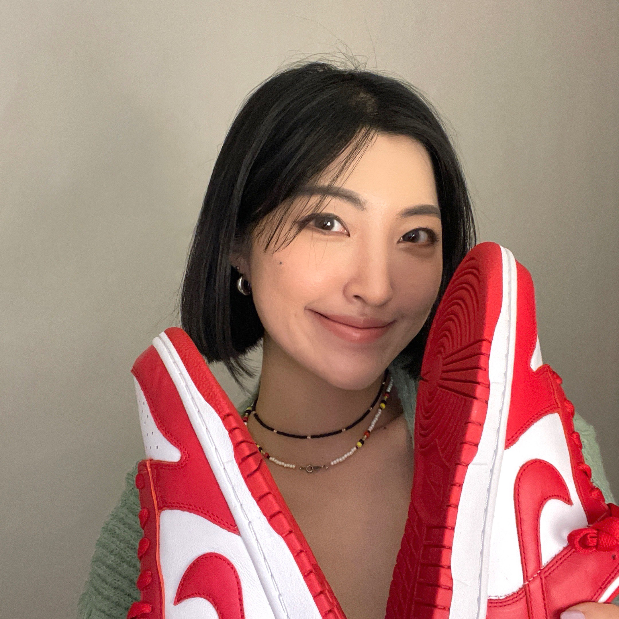 앵미 (@00kay) 님의 게시물 | KREAM