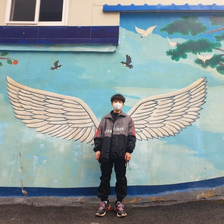 (@jin.lex) 님의 게시물 | KREAM