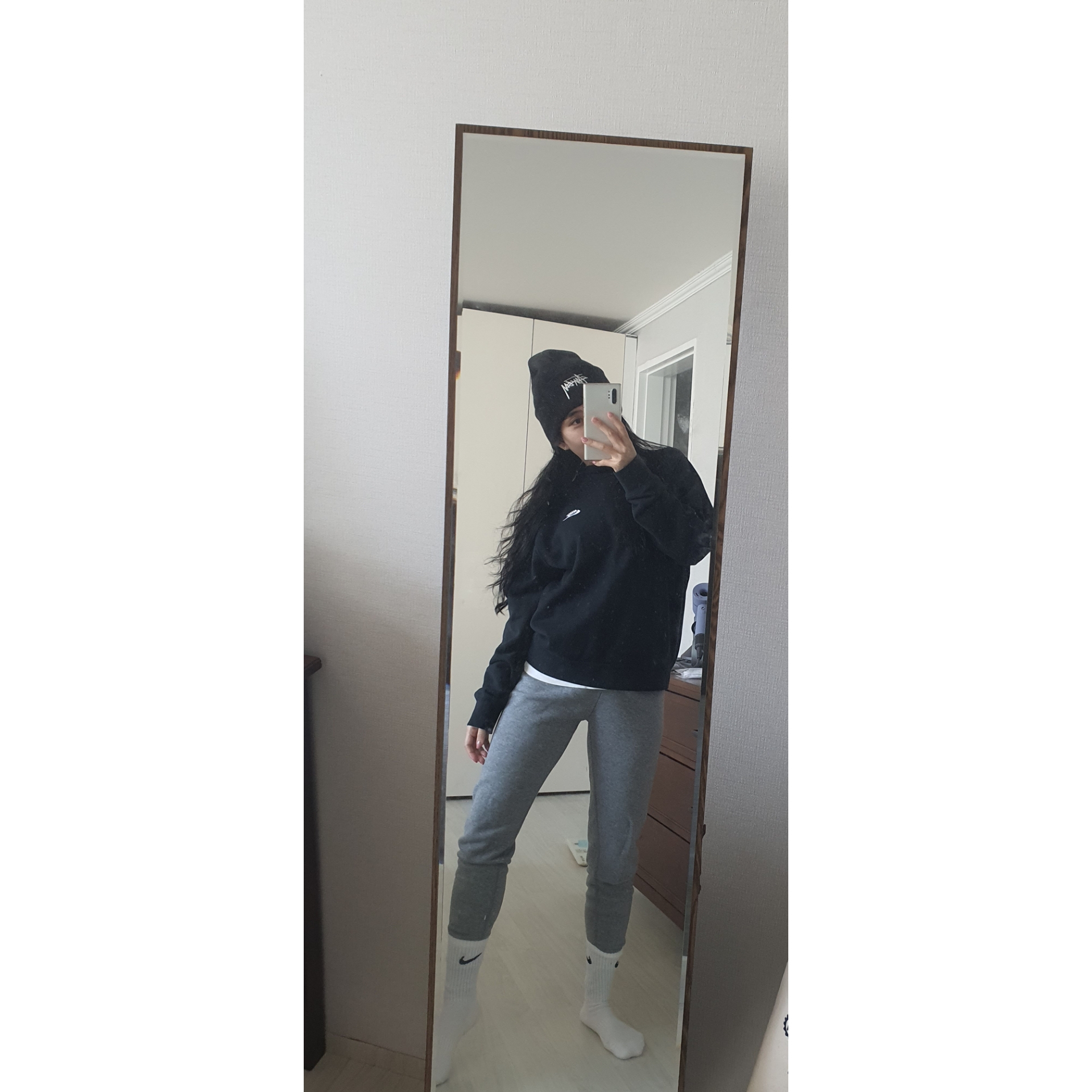 insta : solo... (@serapark) 님의 게시물 | KREAM