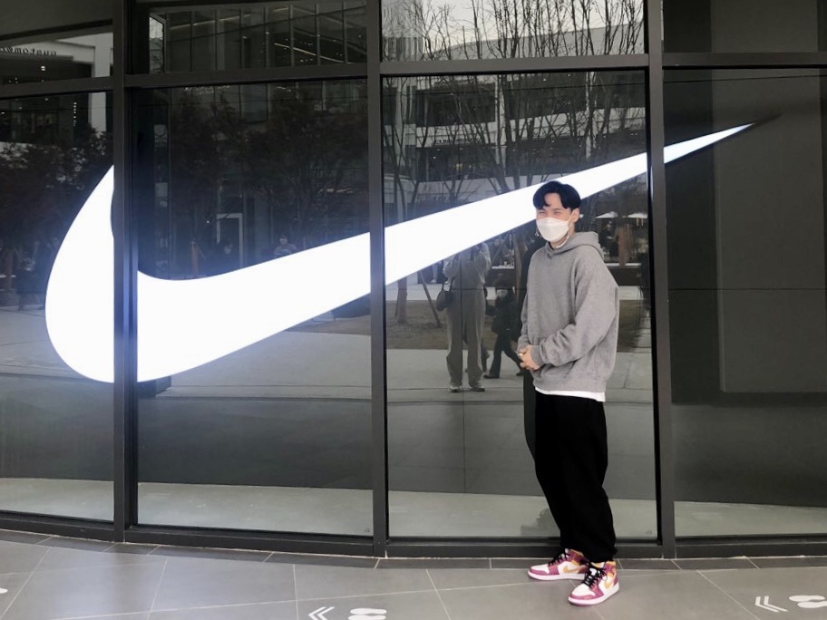 존오즈 (@john_oz) 님의 게시물 | KREAM