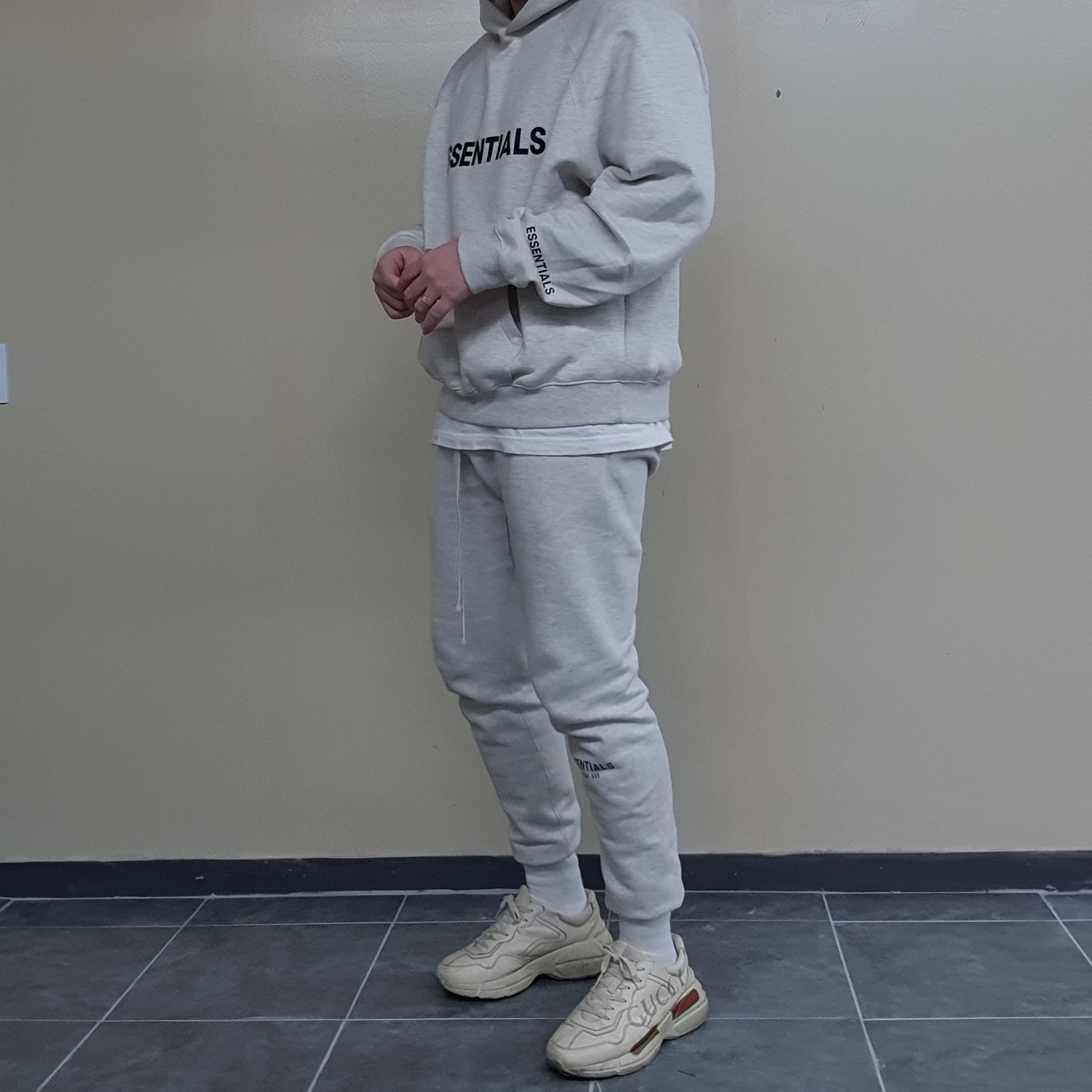 사나이한 (@toughcookie) 님의 게시물 | KREAM