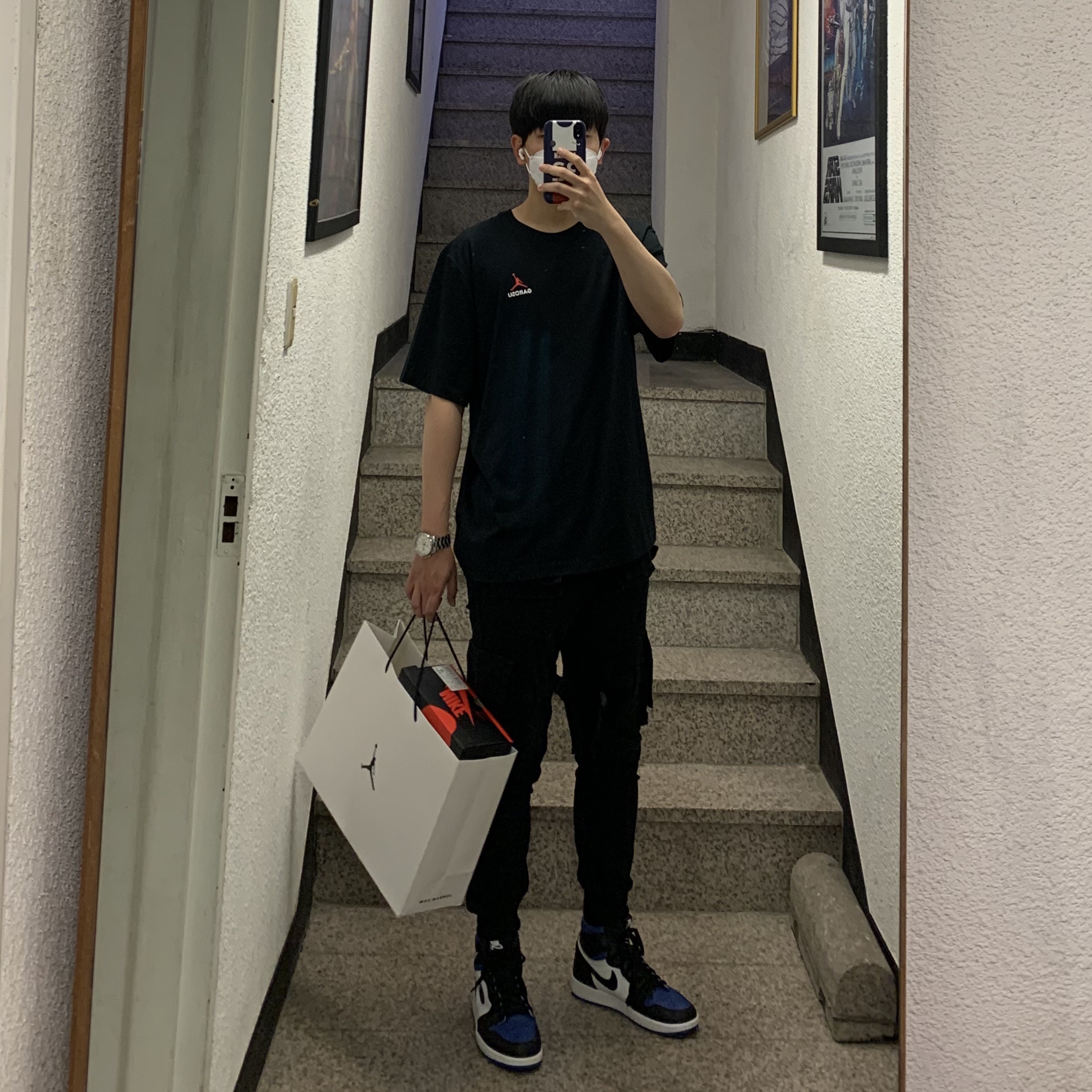 (@wxxs_j) 님의 게시물 | KREAM