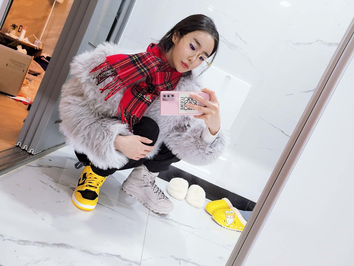 다미아니 (@__________mj) 님의 게시물 | KREAM