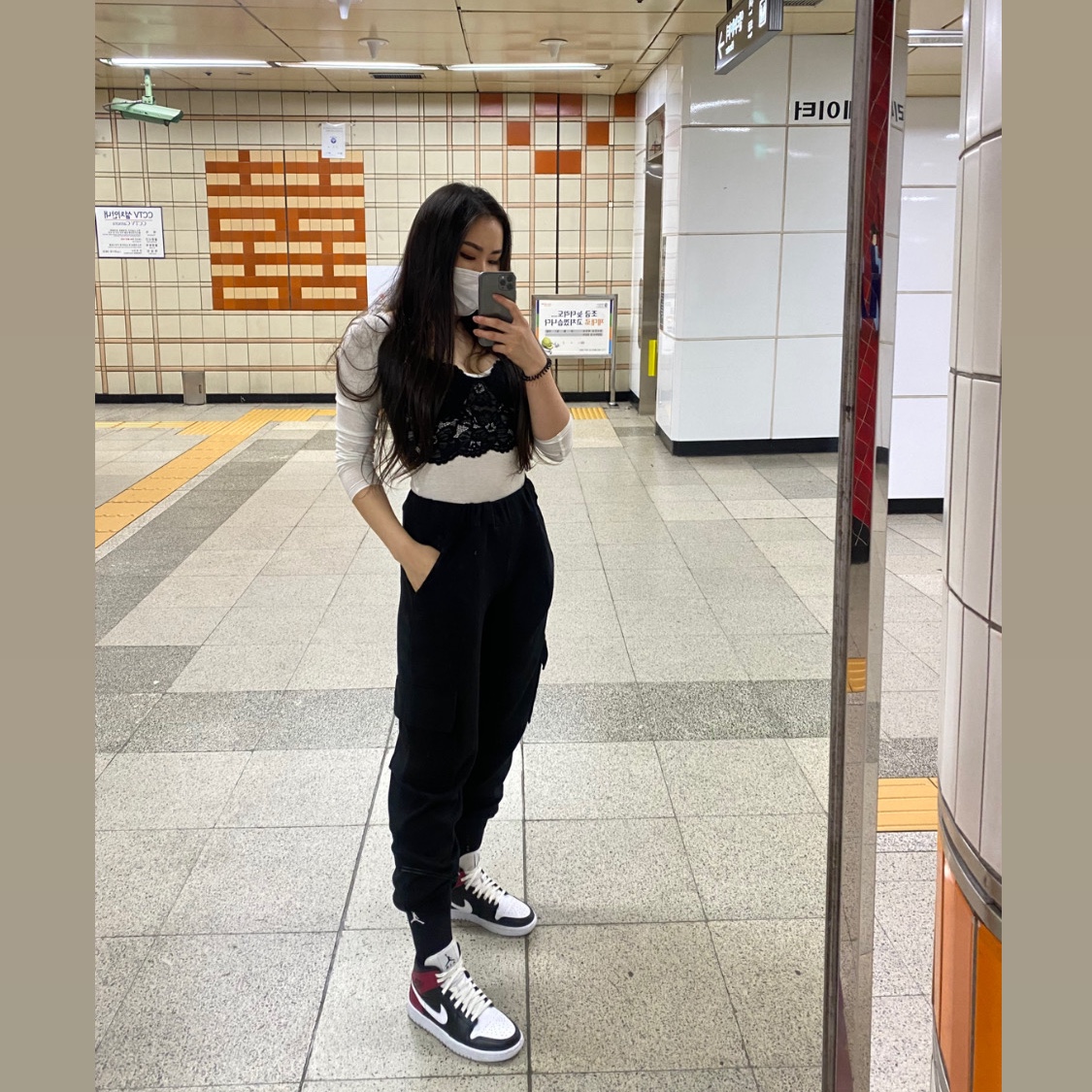 lilya (@bayaraa) 님의 게시물 | KREAM