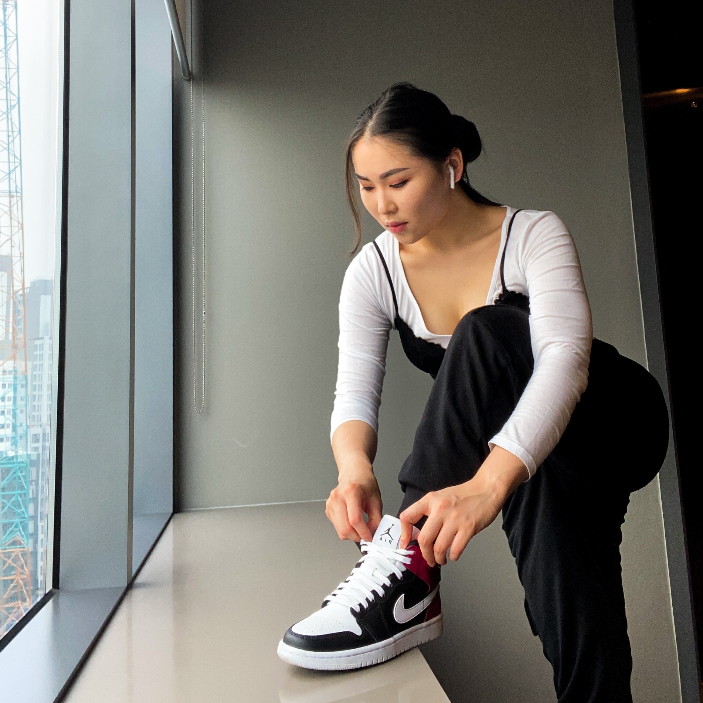 lilya (@bayaraa) 님의 게시물 | KREAM