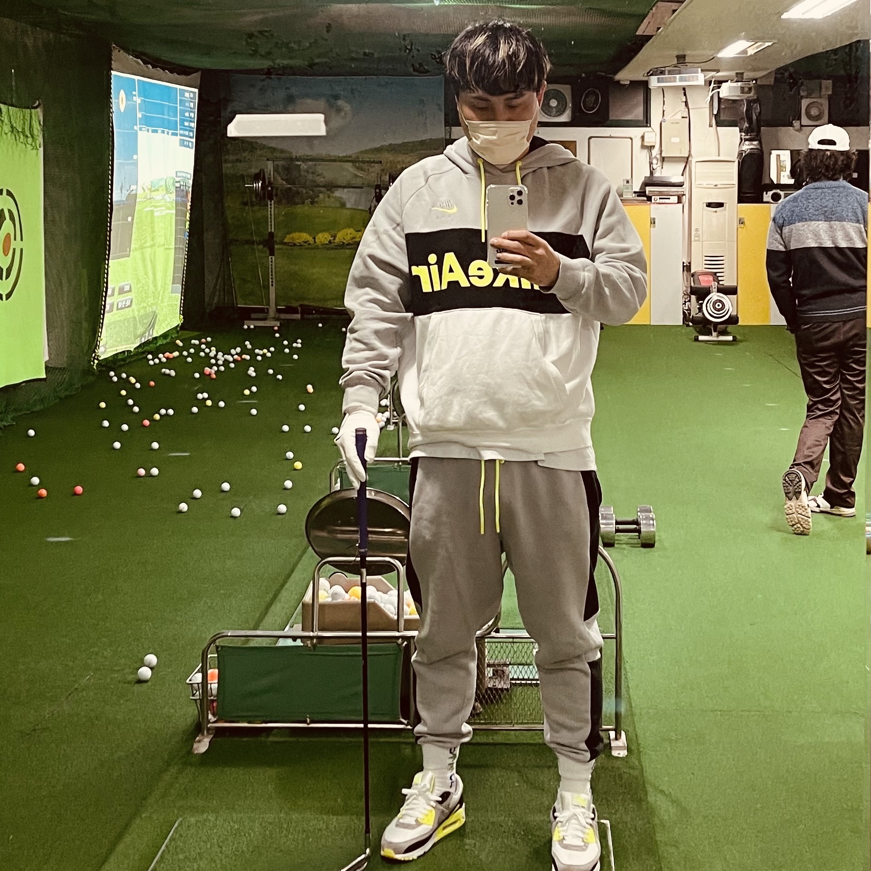 토라🐯 (@tora_) 님의 게시물 | KREAM