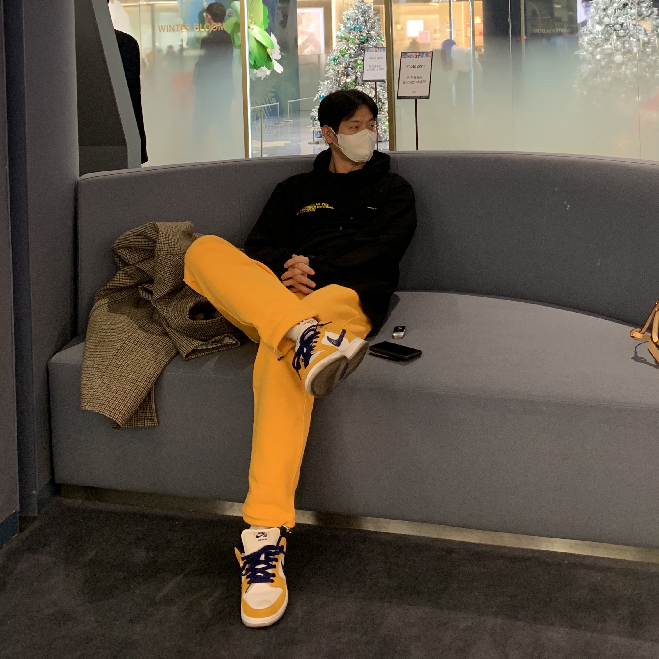 우팔 (@wooo8) 님의 게시물 | KREAM