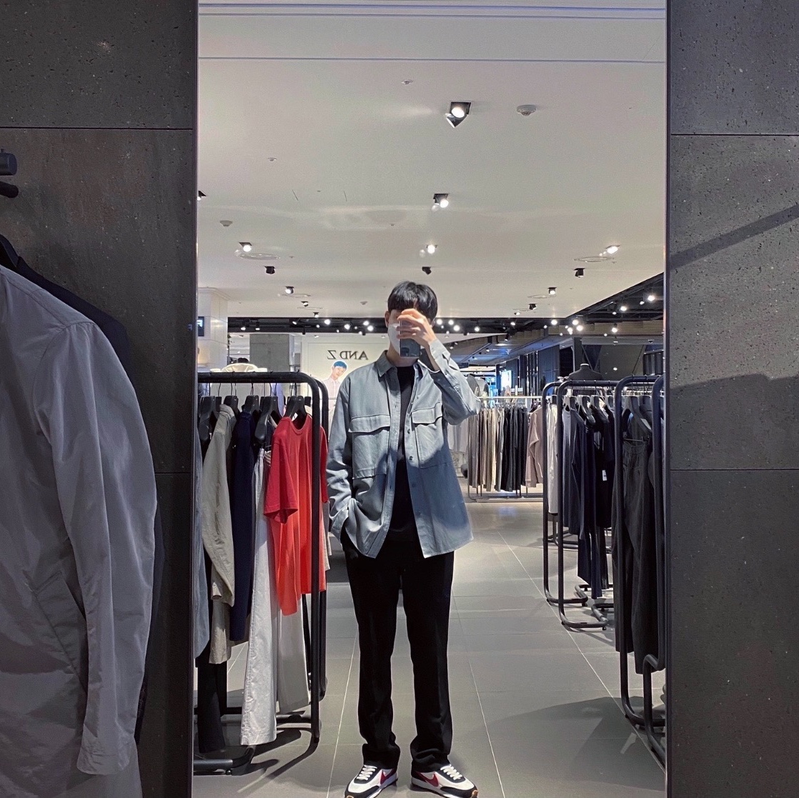 (@iidllee) 님의 게시물 | KREAM