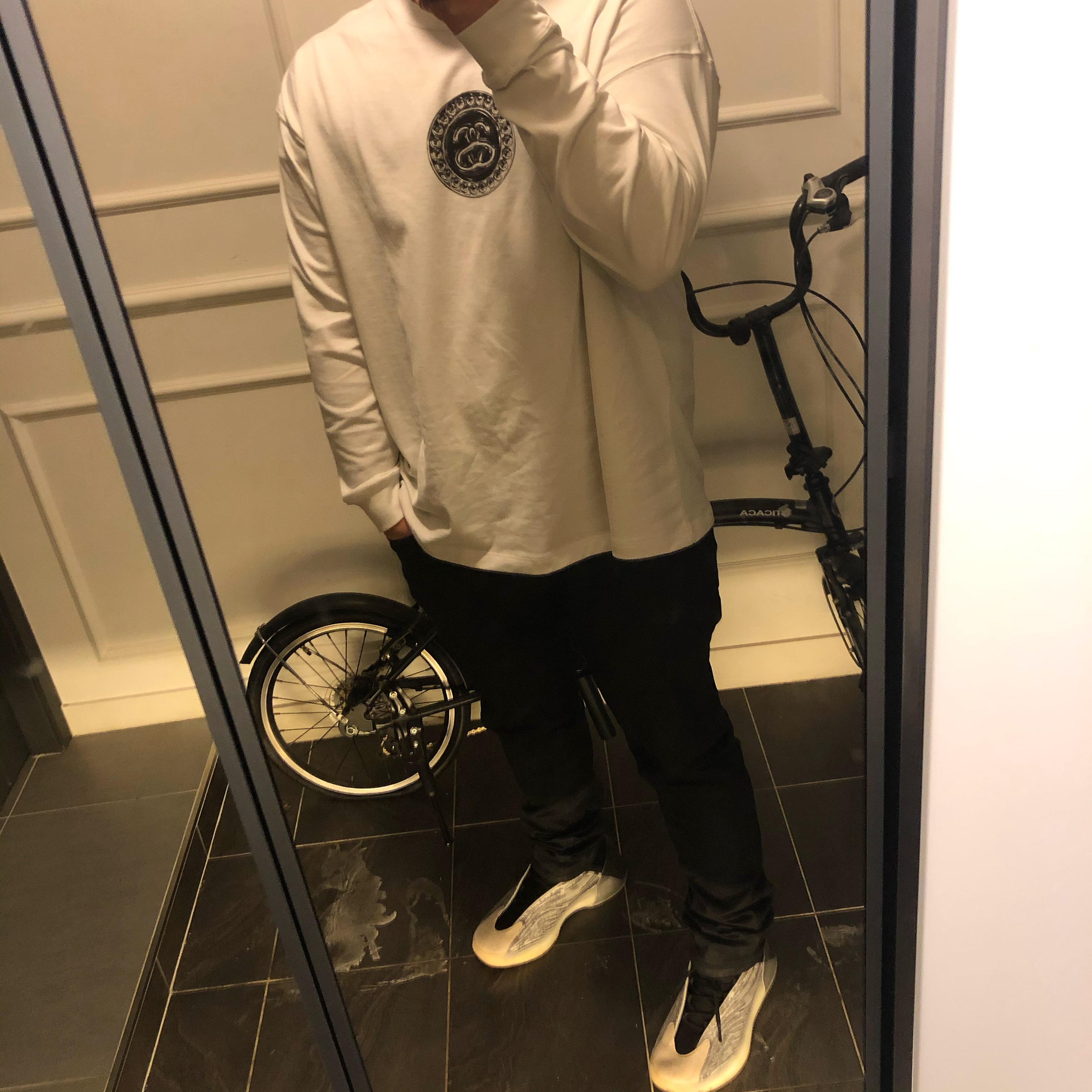 나코탭매니아 (@yzyzyz) 님의 게시물 | KREAM