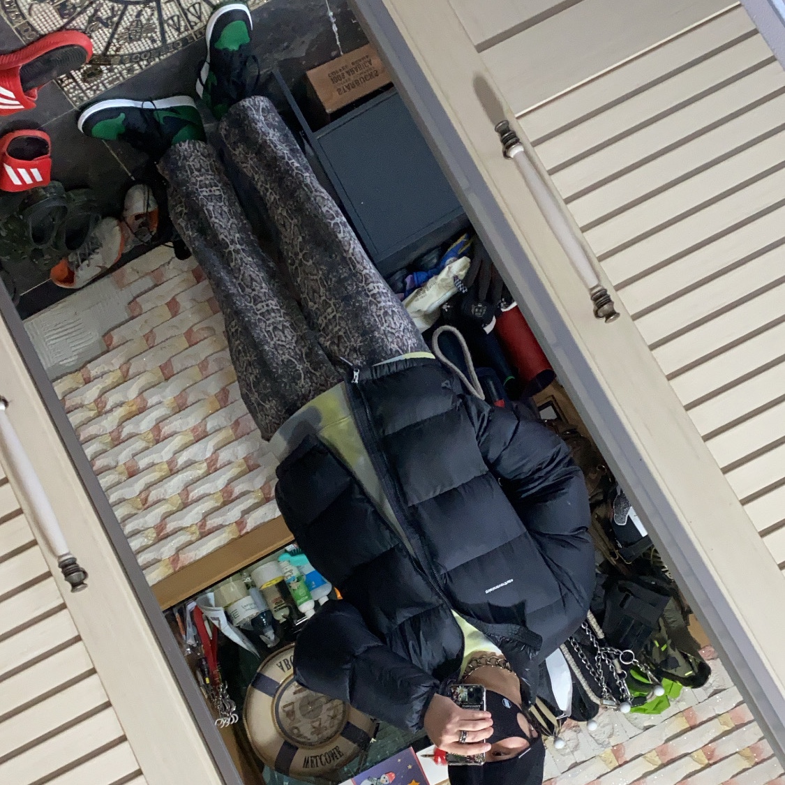 김창헌 (@badbabyloooo) 님의 게시물 | KREAM