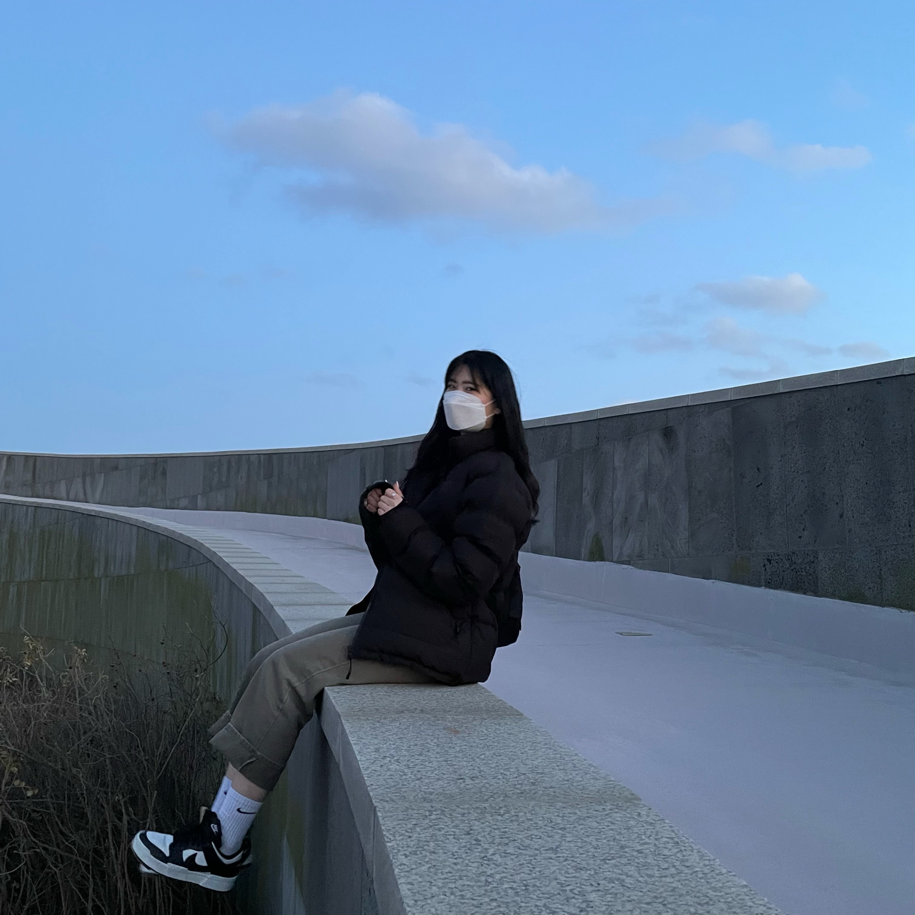 인정 (@admit) 님의 게시물 | KREAM