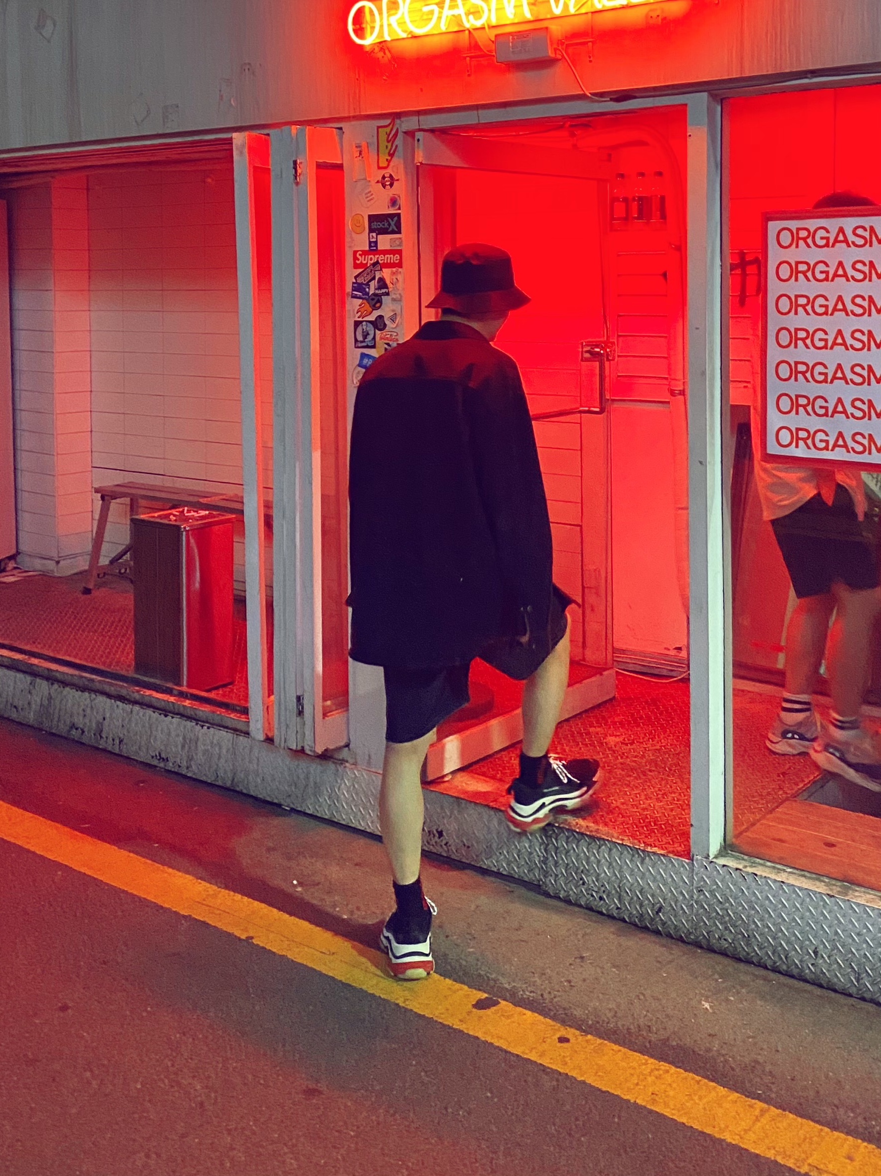 kR (@bob___mani) 님의 게시물 | KREAM