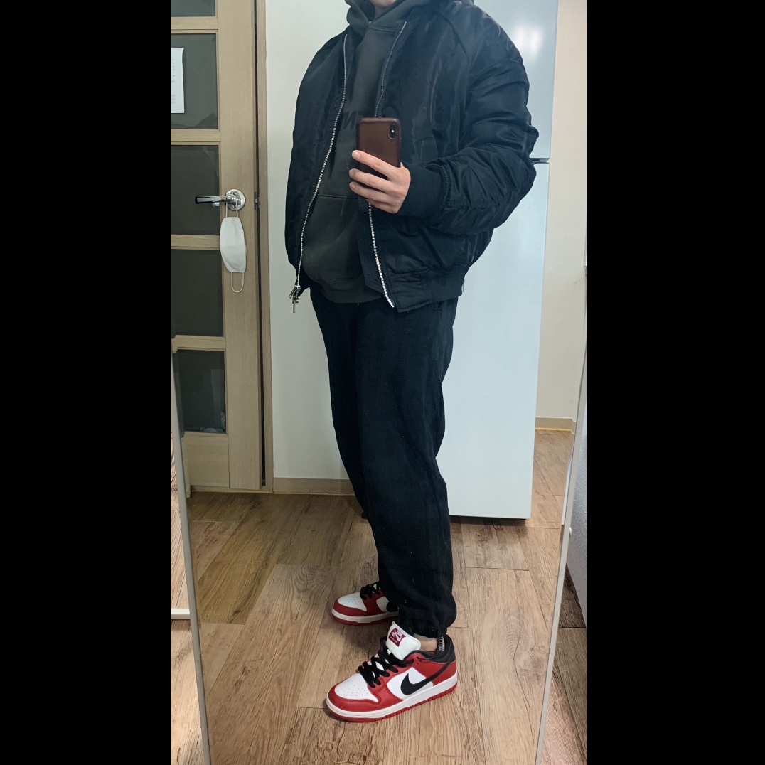 (@greatoms) 님의 게시물 | KREAM