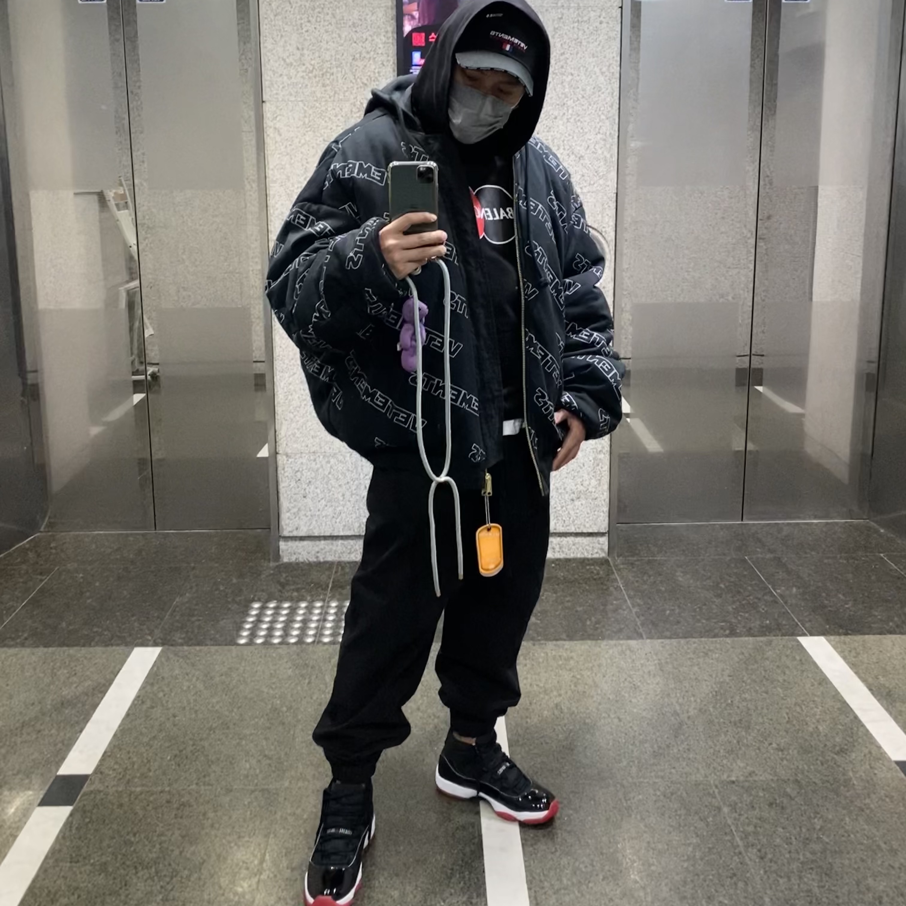 우쓰 (@woos_k) 님의 게시물 | KREAM