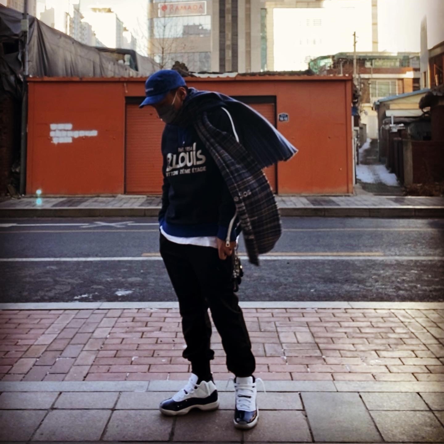 우쓰 (@woos_k) 님의 게시물 | KREAM