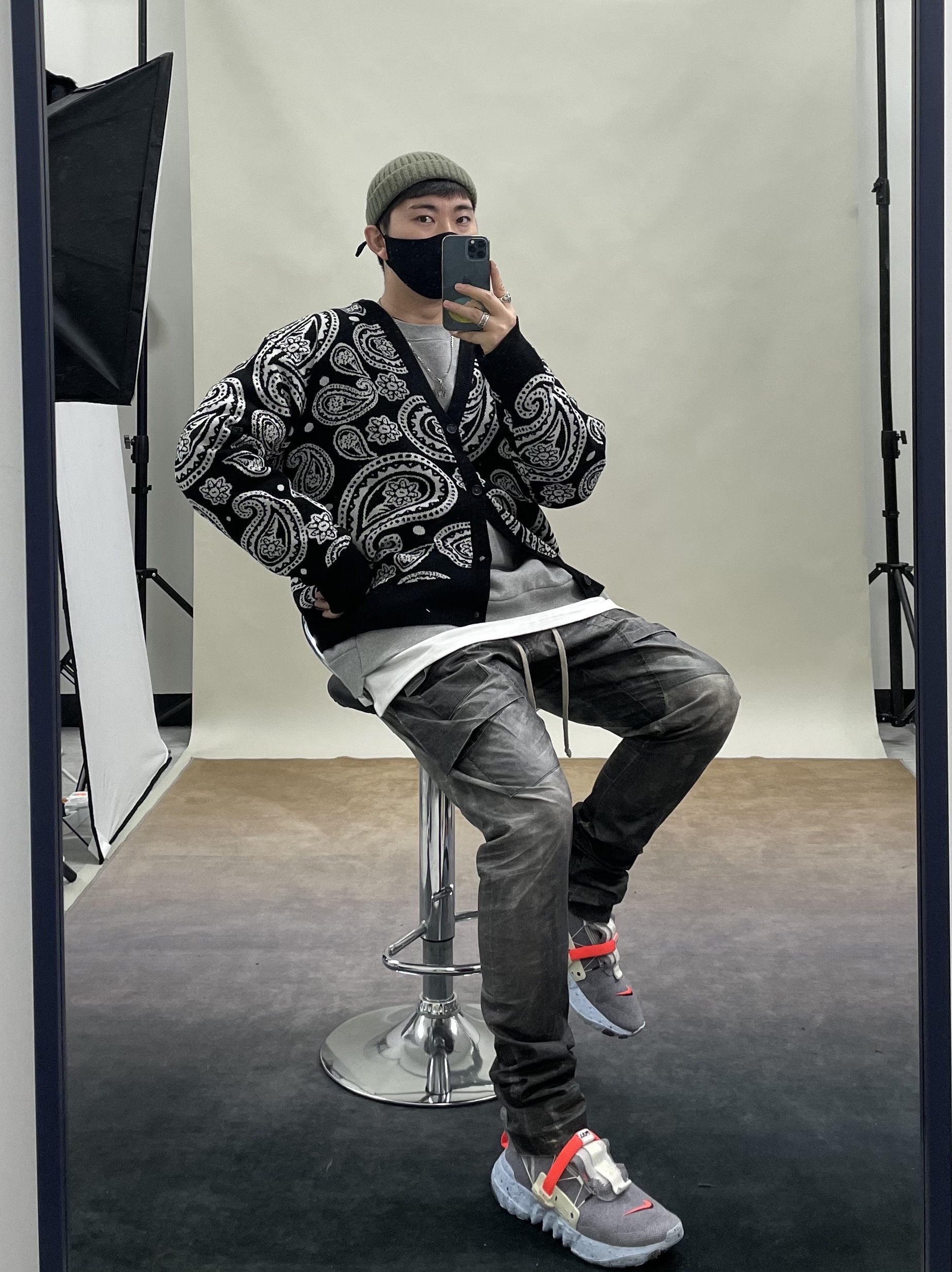 Y.M.Y (@y_moon_y) 님의 게시물 | KREAM