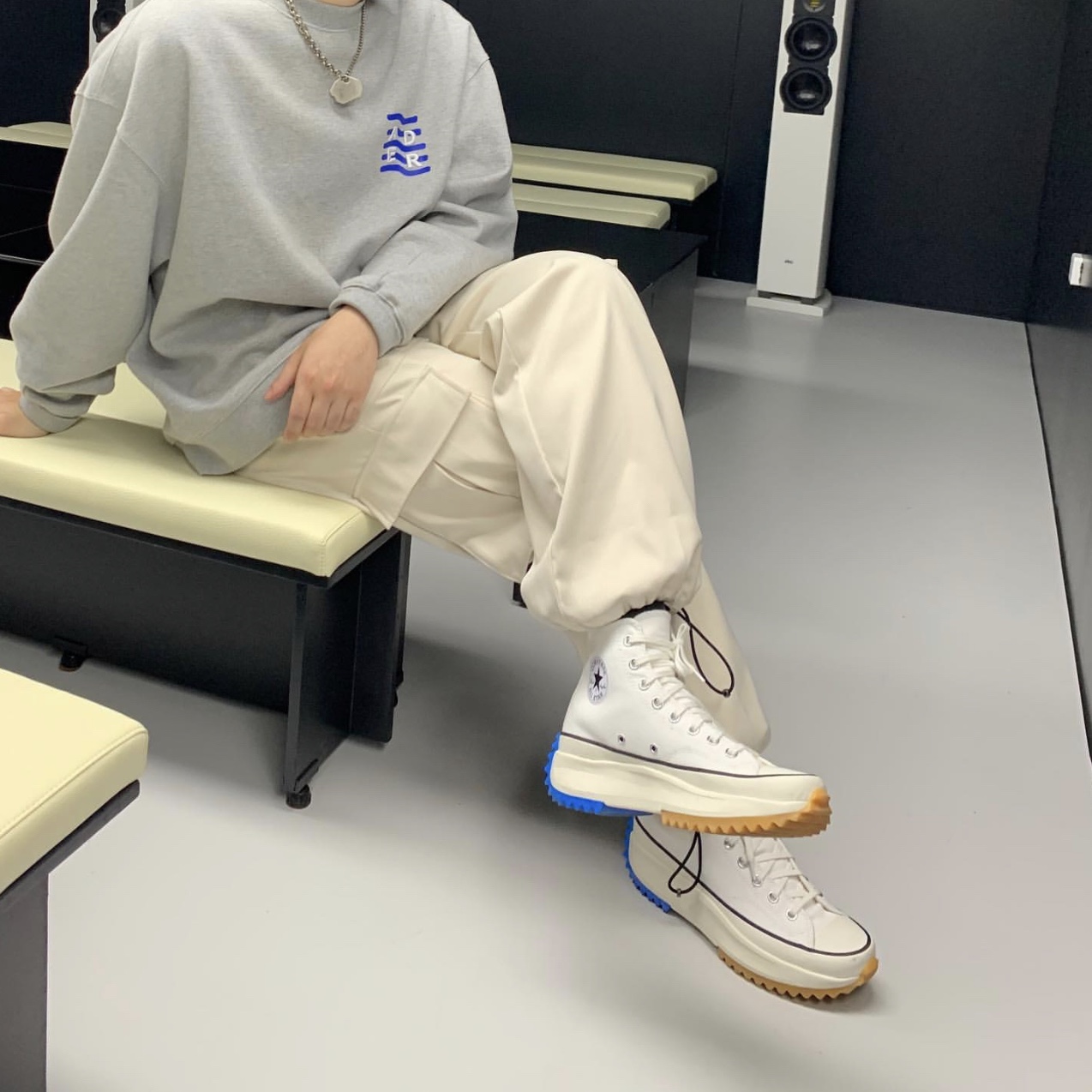 갱갱 (@instagram_) 님의 게시물 | KREAM