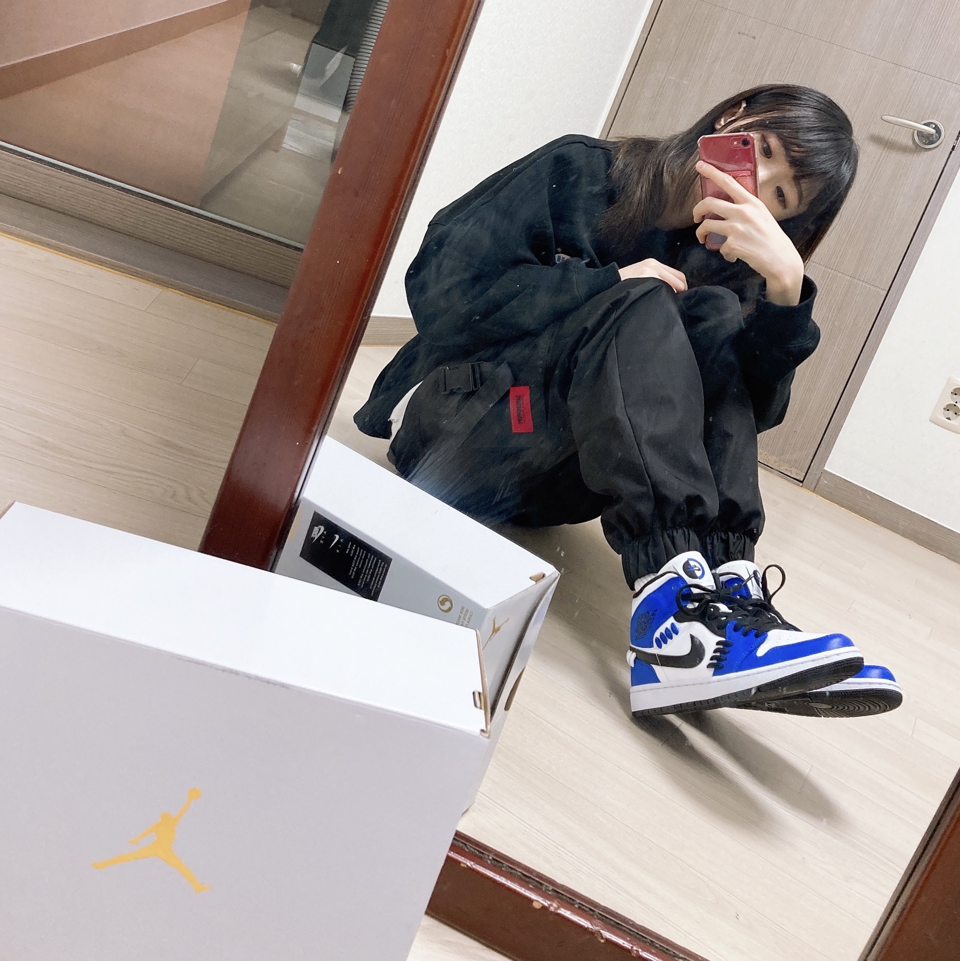 장희인 (@sipp35) 님의 게시물 | KREAM