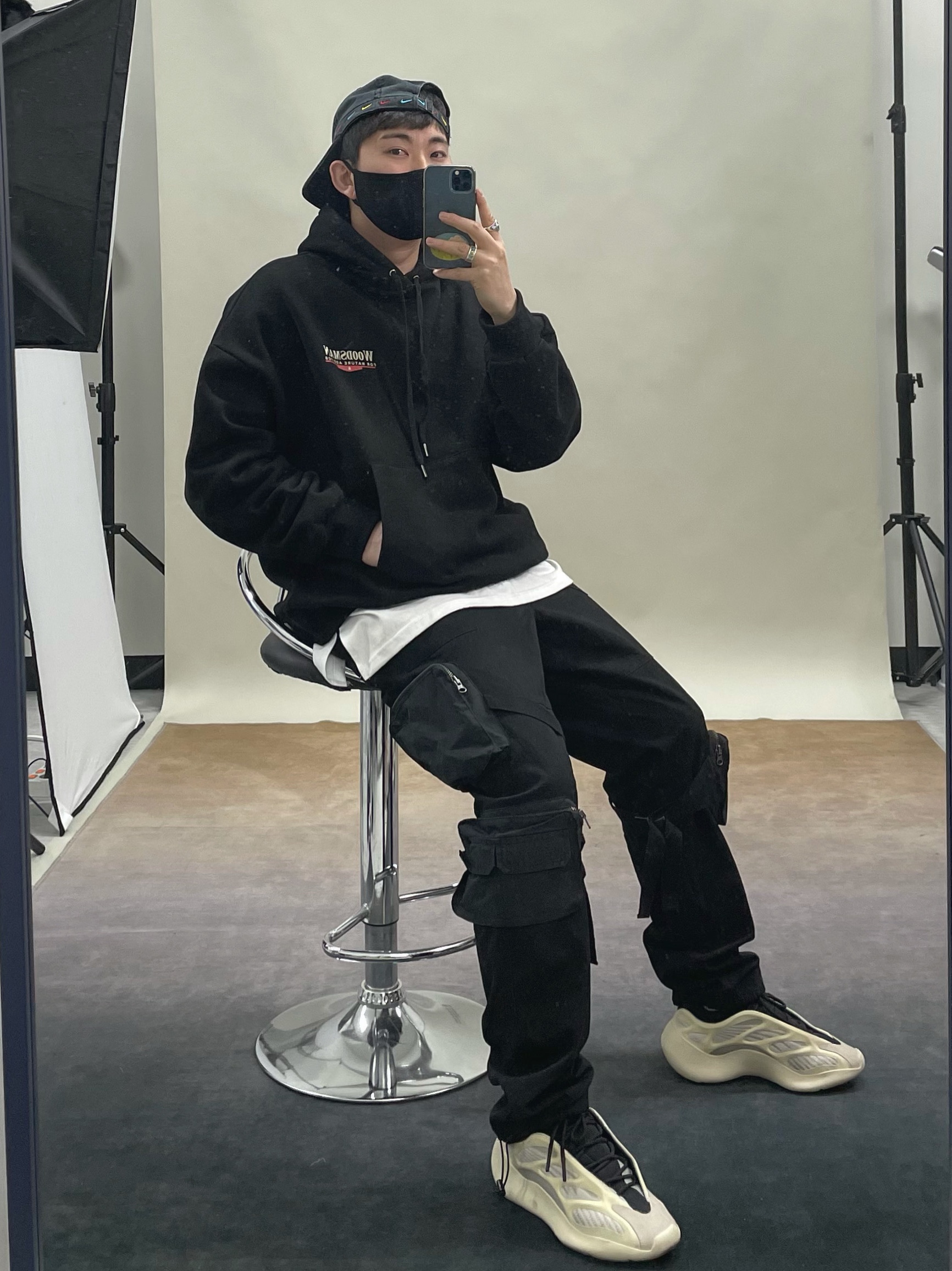 Y.M.Y (@y_moon_y) 님의 게시물 | KREAM