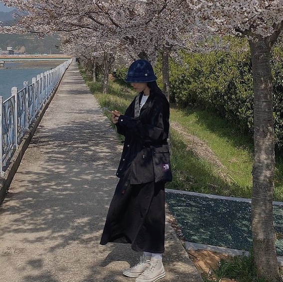 랑만 (@raangman) 님의 게시물 | KREAM