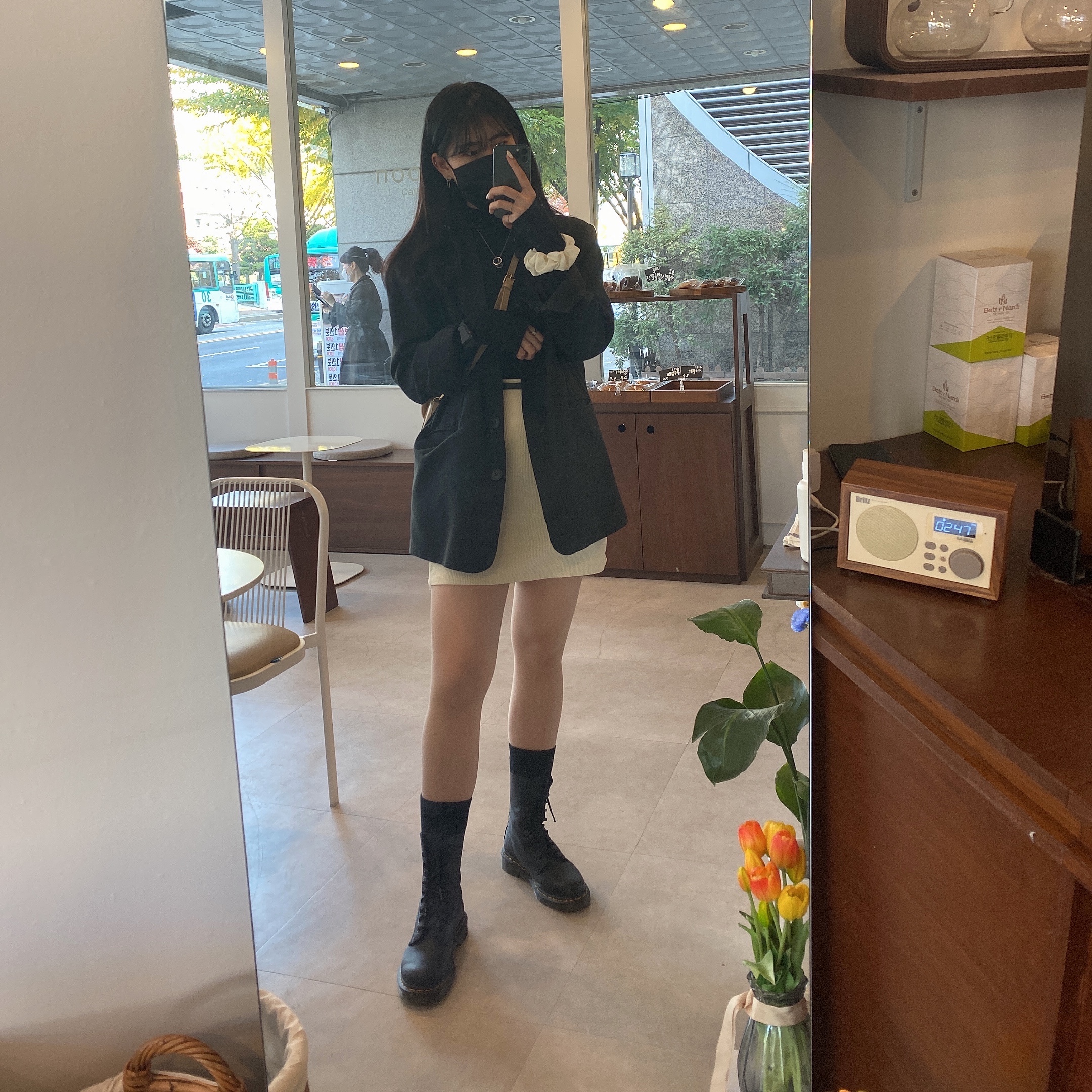 인정 (@admit) 님의 게시물 | KREAM