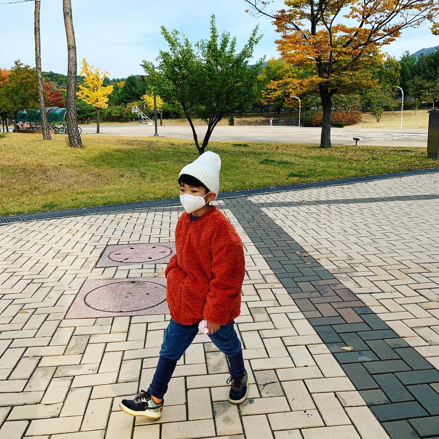 HJ (@hazn_sneaker) 님의 게시물 | KREAM