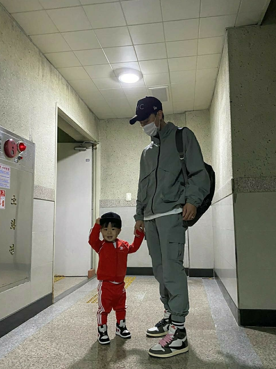 INSTA : jinw... (@jinw_w) 님의 게시물 | KREAM