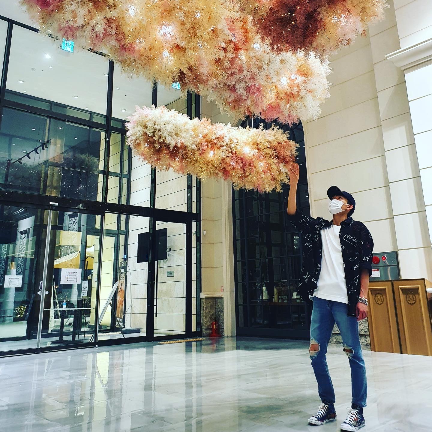 (@dooo.bu) 님의 게시물 | KREAM