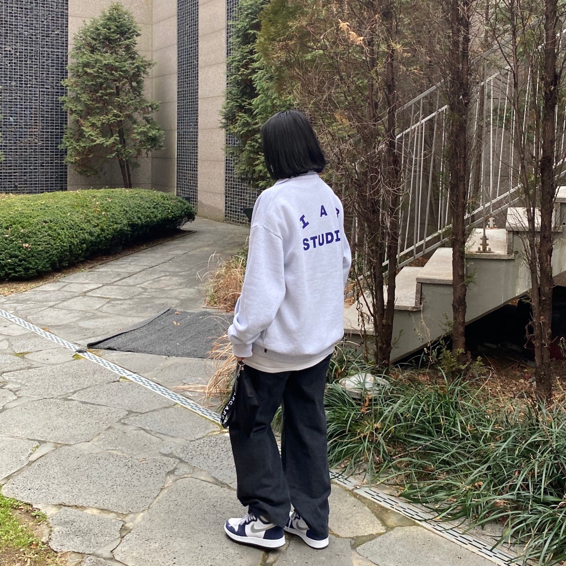 이예지 (@ye__zi__) 님의 게시물 | KREAM